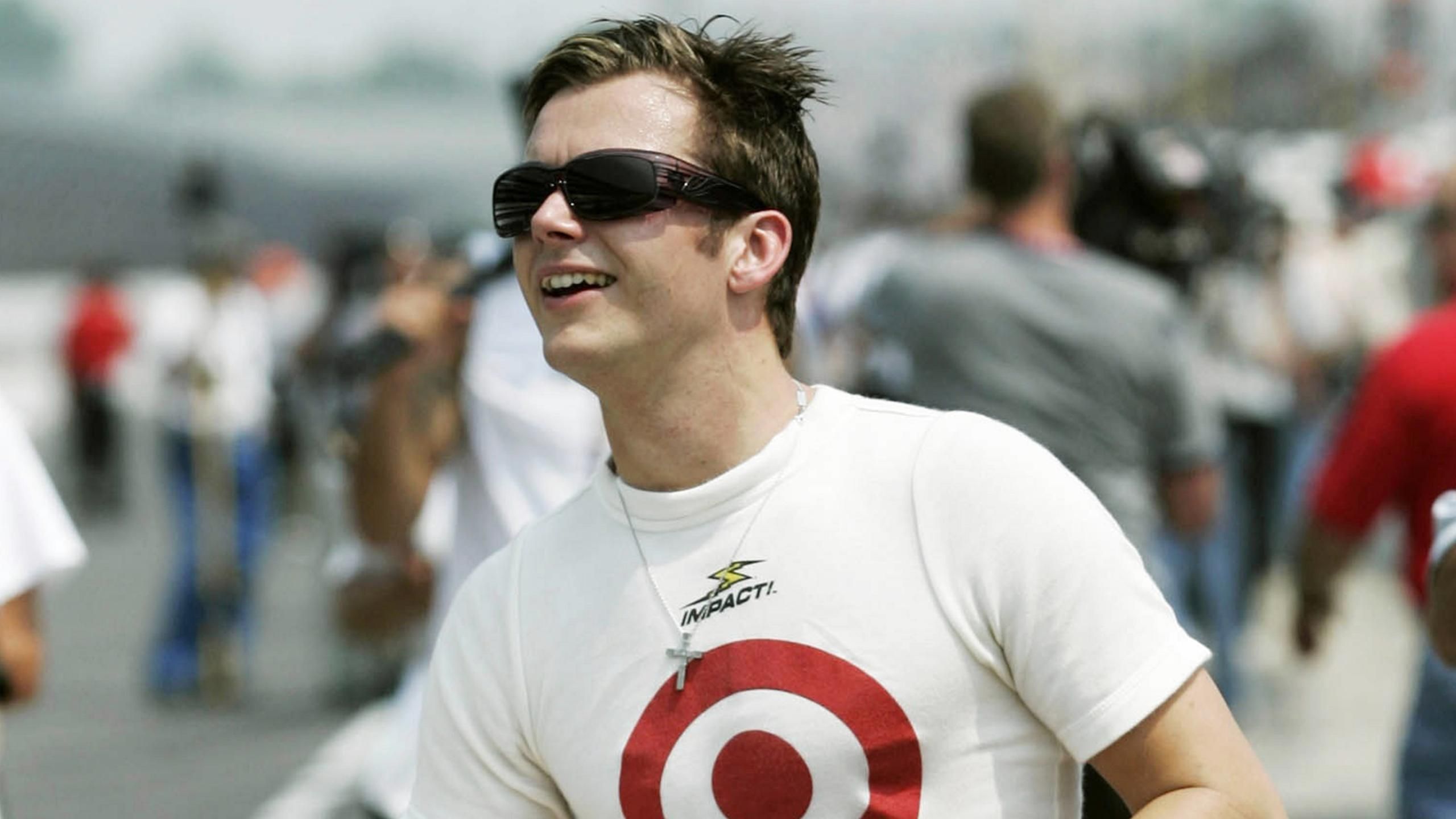 Wheldon hits all-time low - TNT Sports