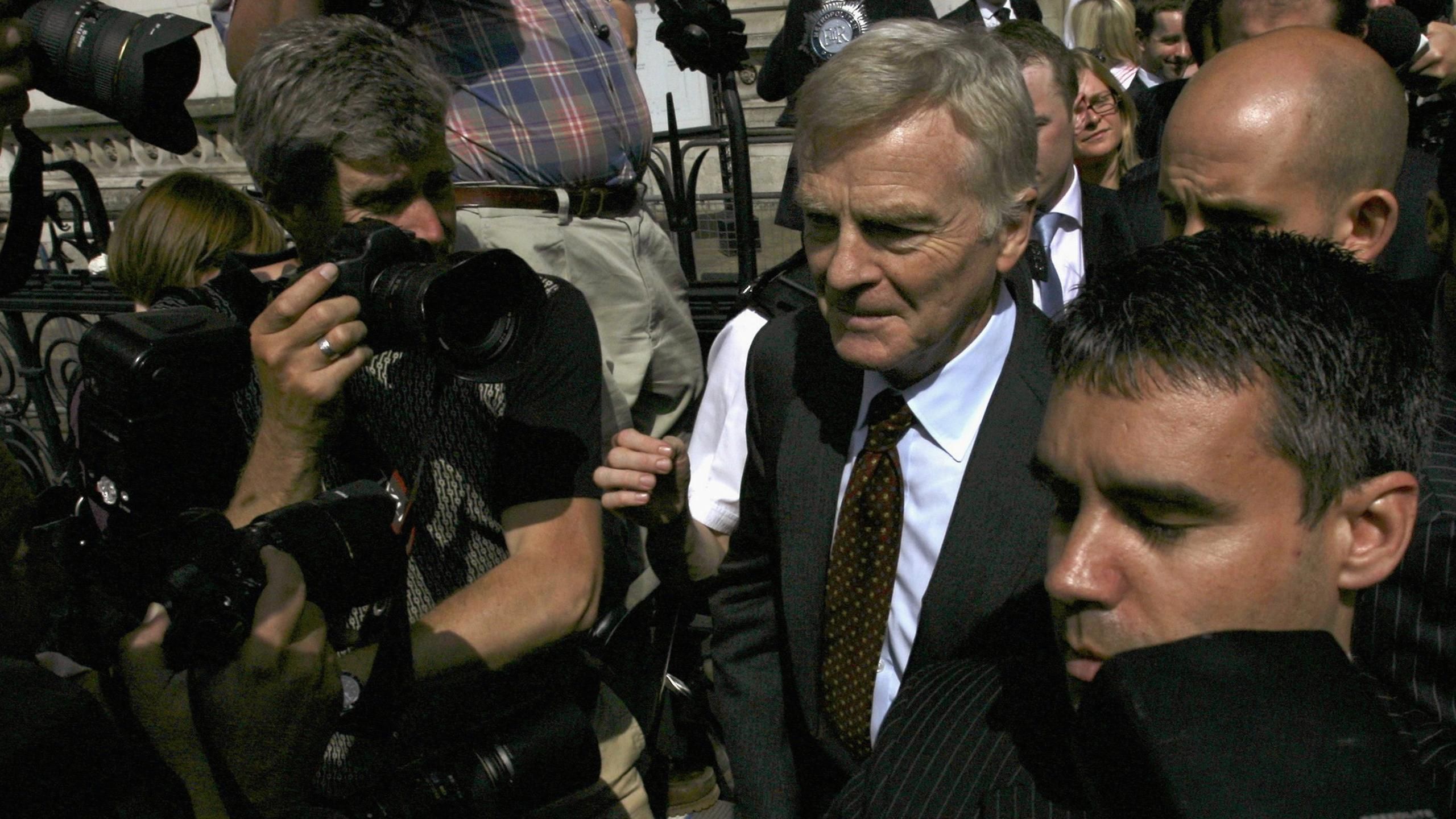 Mosley: Let's talk - TNT Sports