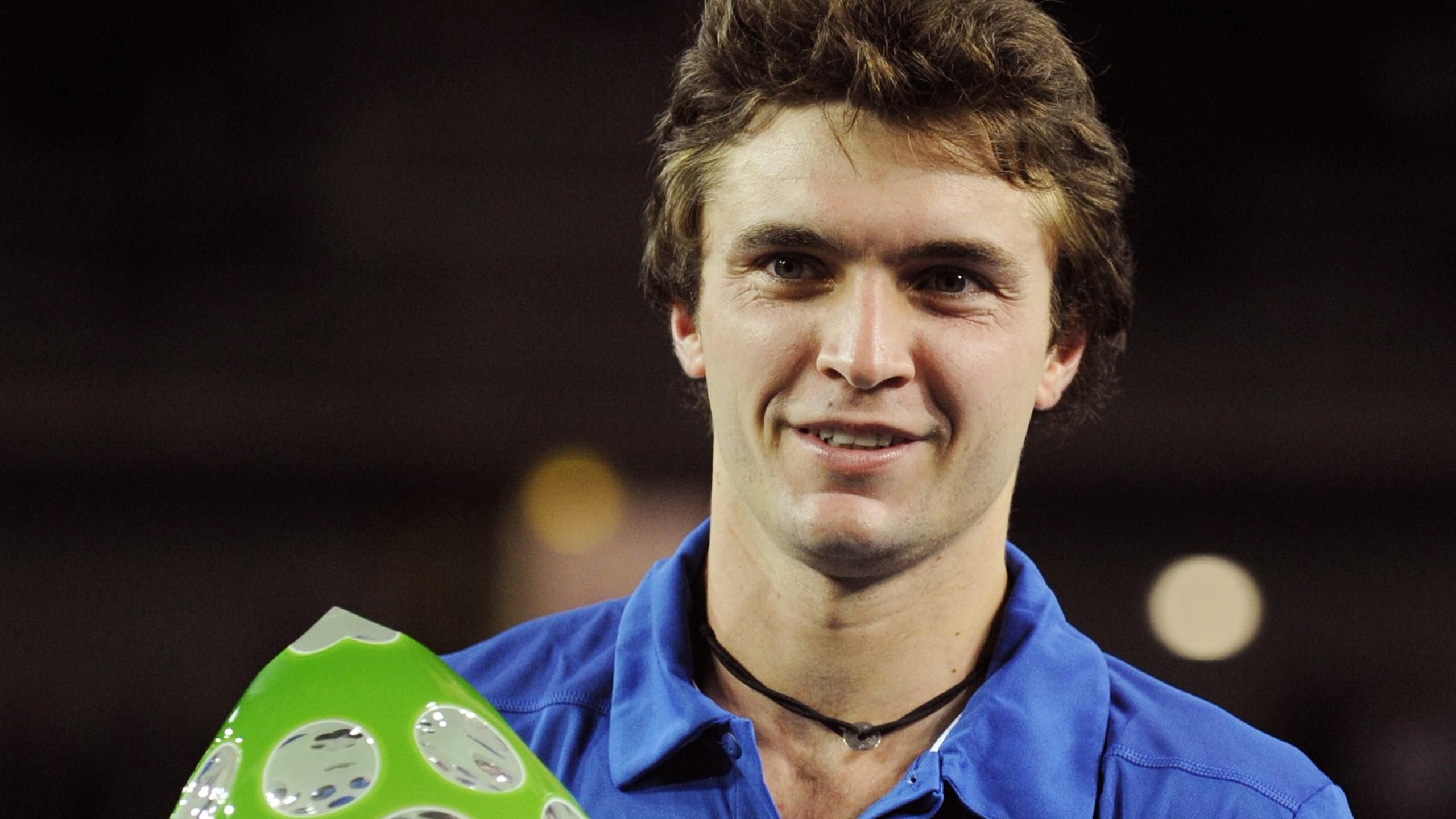 Metz glory for Simon - TNT Sports