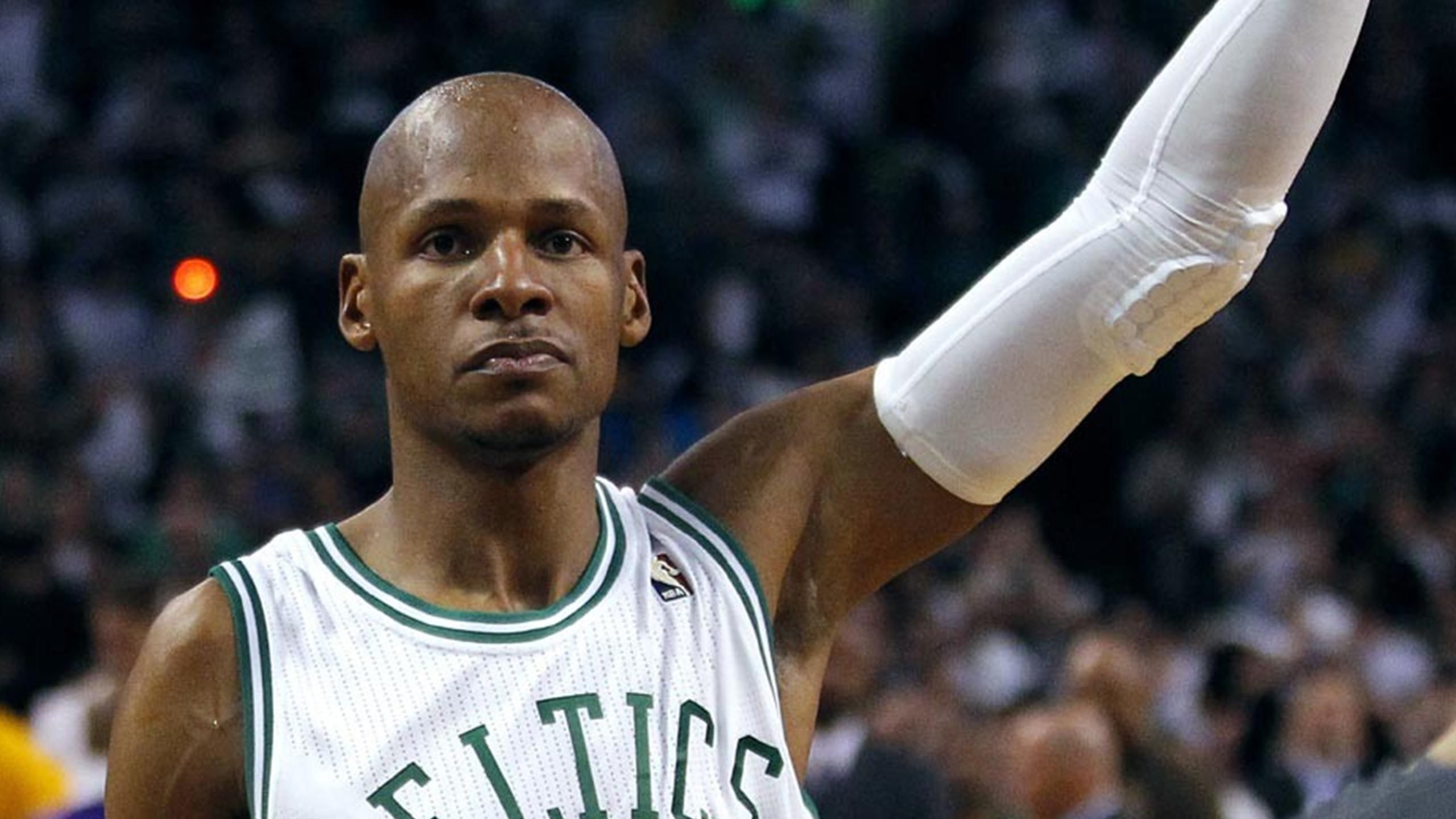 Lakers spoil Allen's glory - TNT Sports