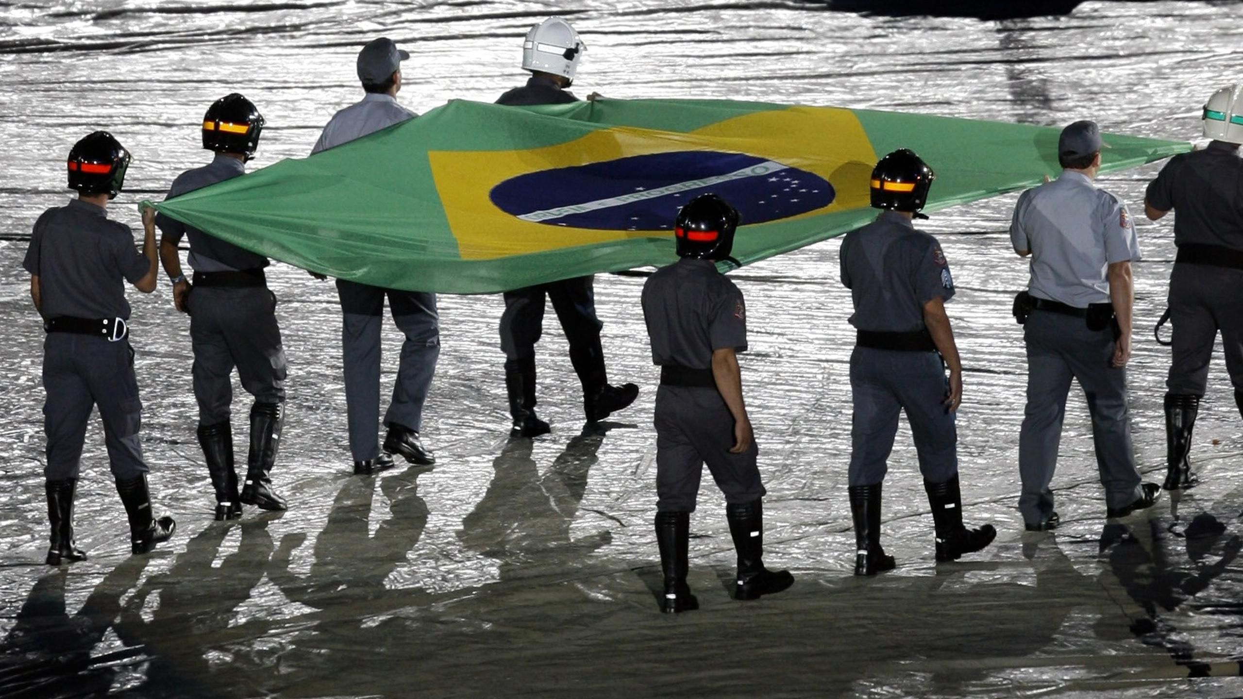 Brazil in airport race - TNT Sports