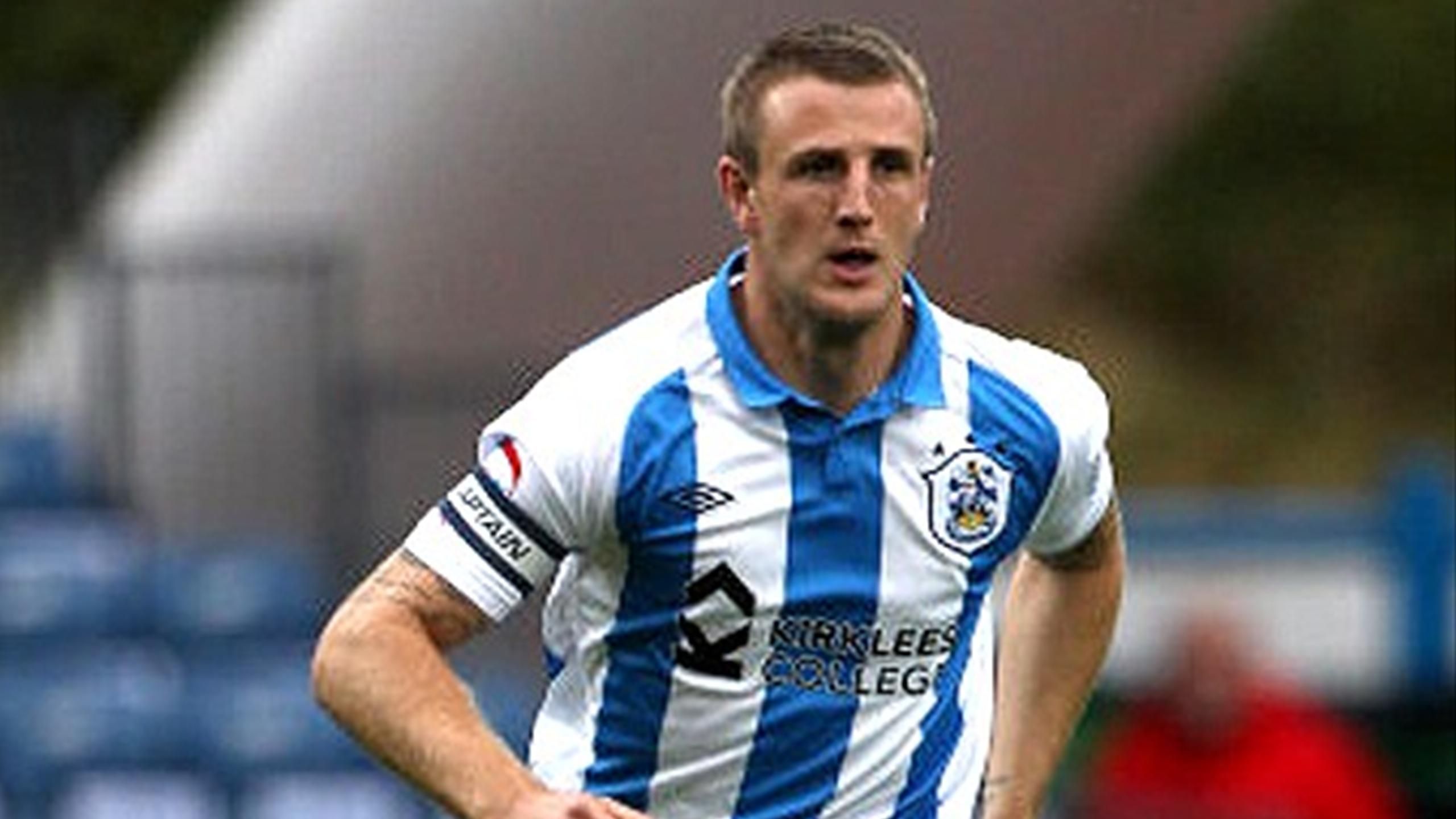 Clarke back for Huddersfield - TNT Sports