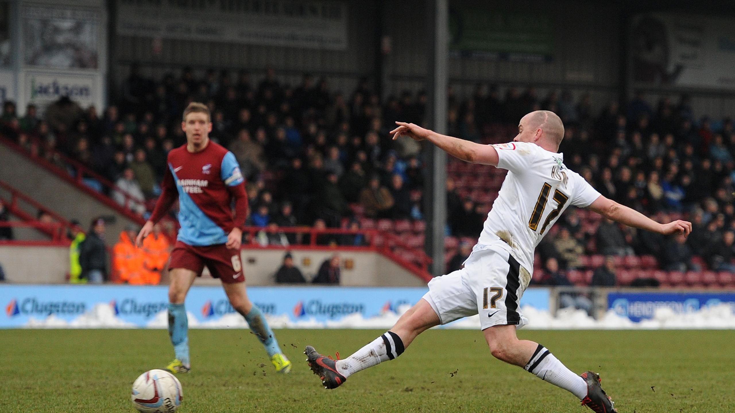 Rovers hold on to extend lead - TNT Sports