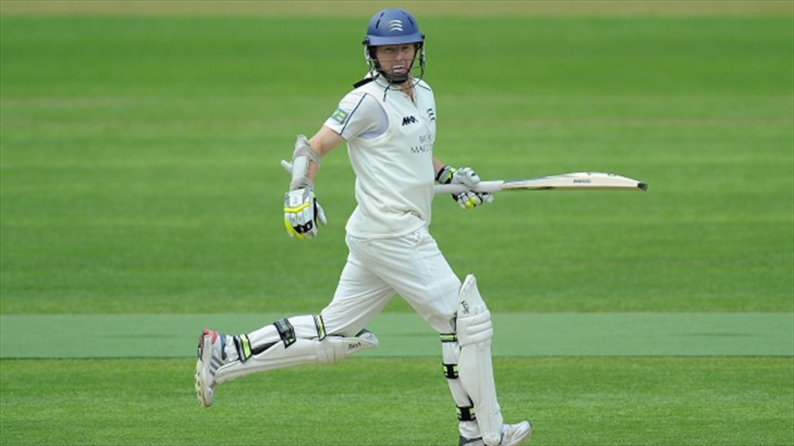 Rogers stars for Middlesex - TNT Sports