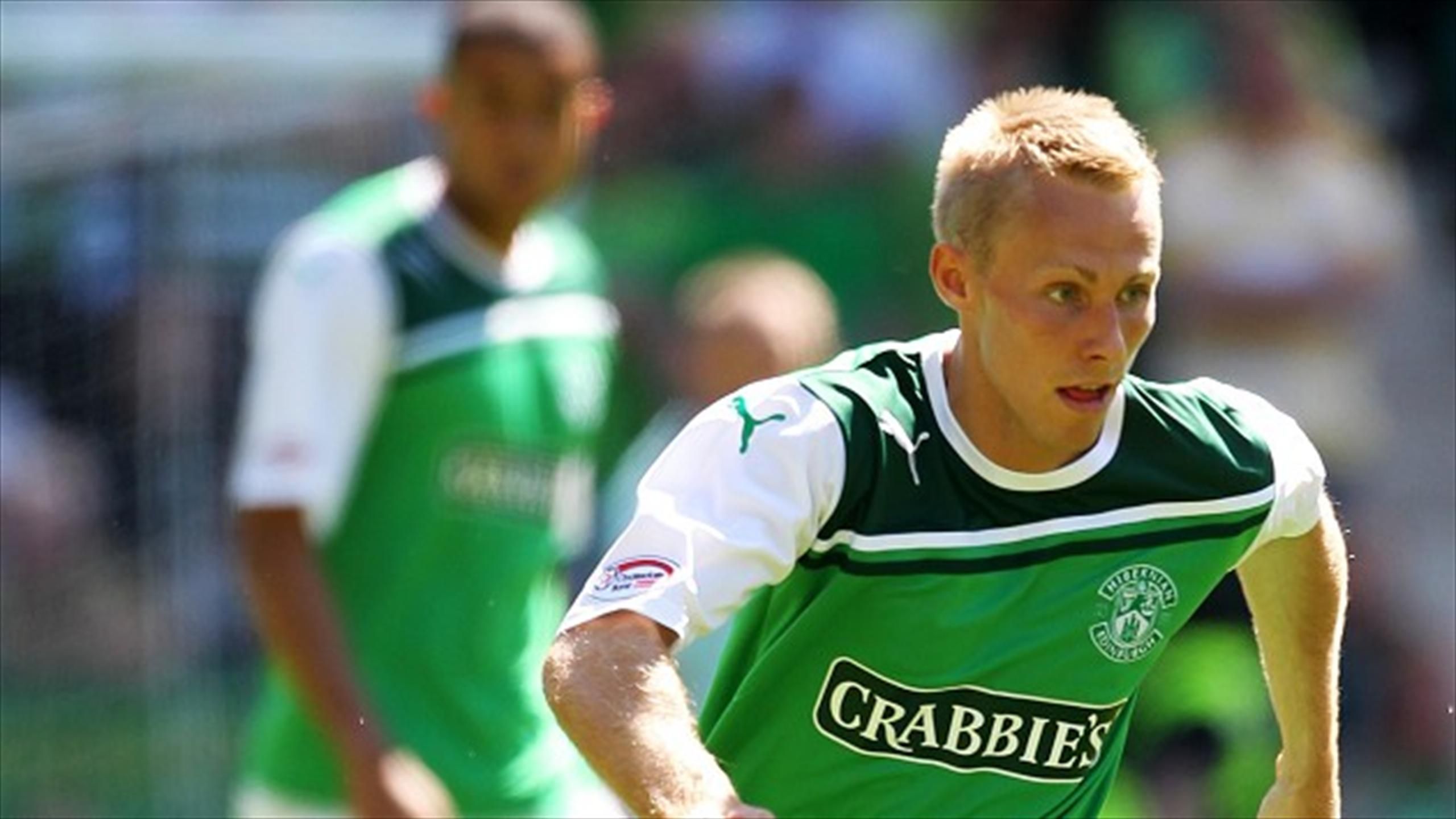 Galbraith signs for Gills - TNT Sports