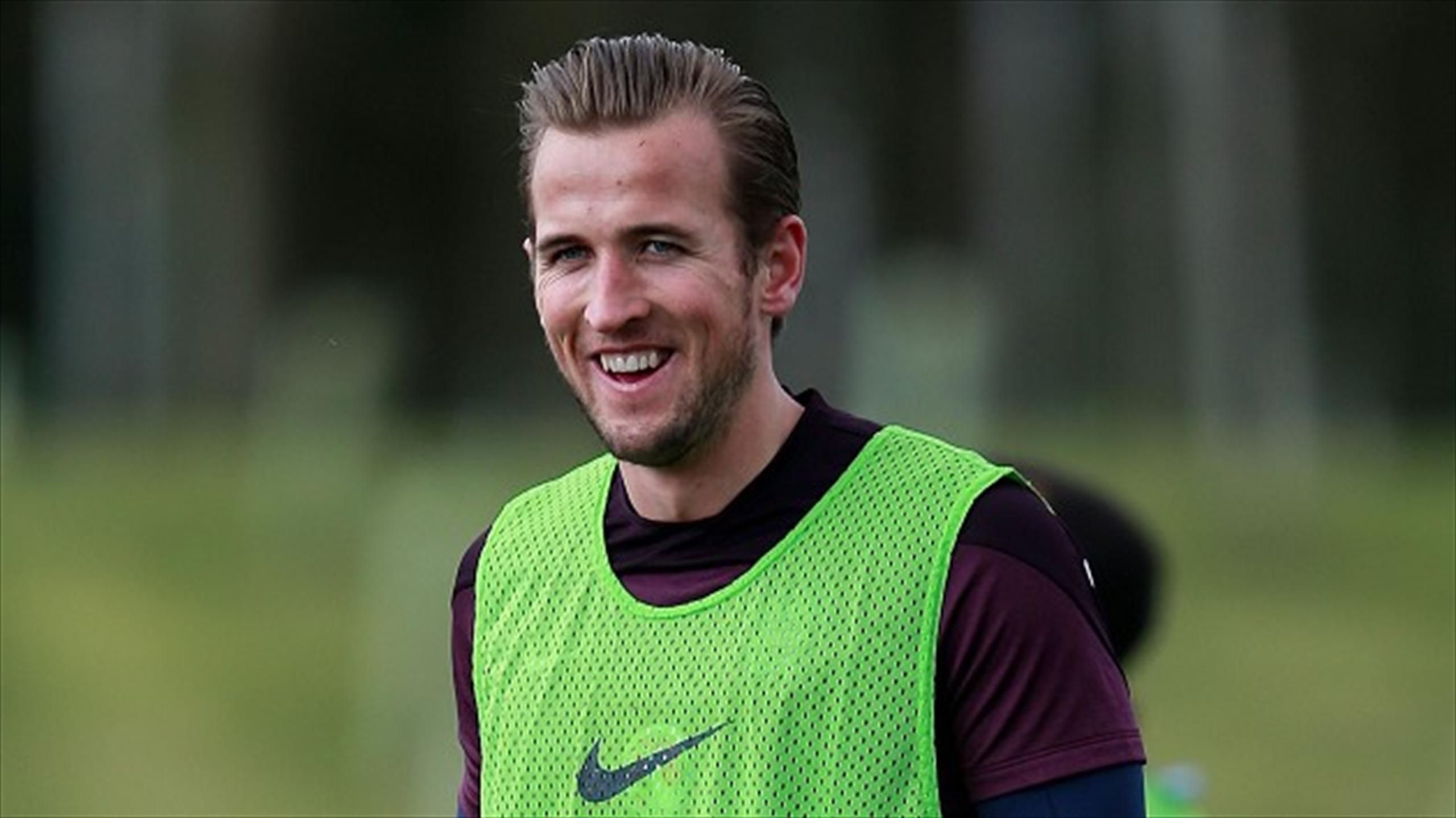 Gary Cahill: 'Fantastic Harry Kane has all the attributes' - TNT Sports