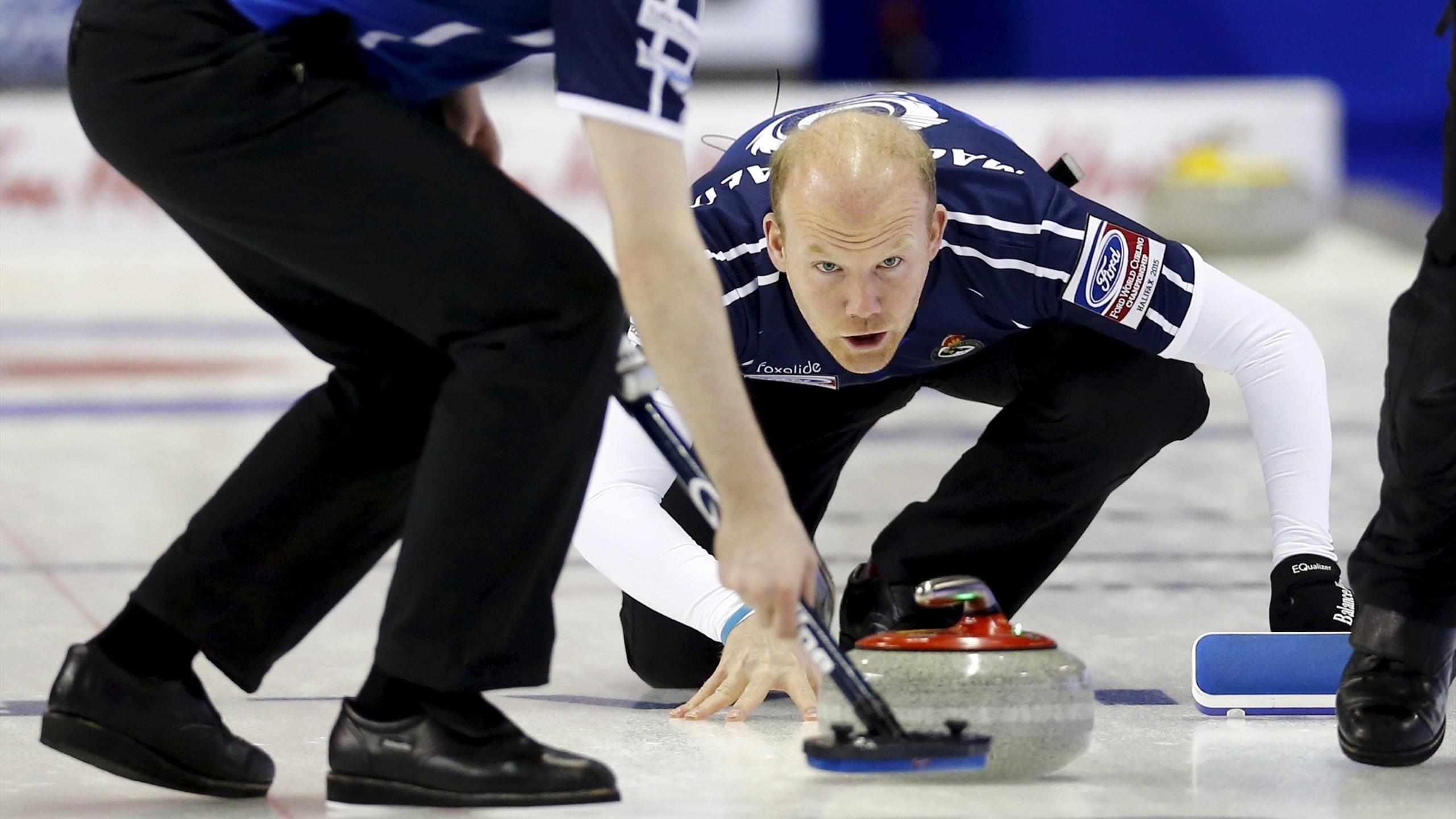Ewan MacDonald gets Scotland off mark in World Championships - TNT Sports