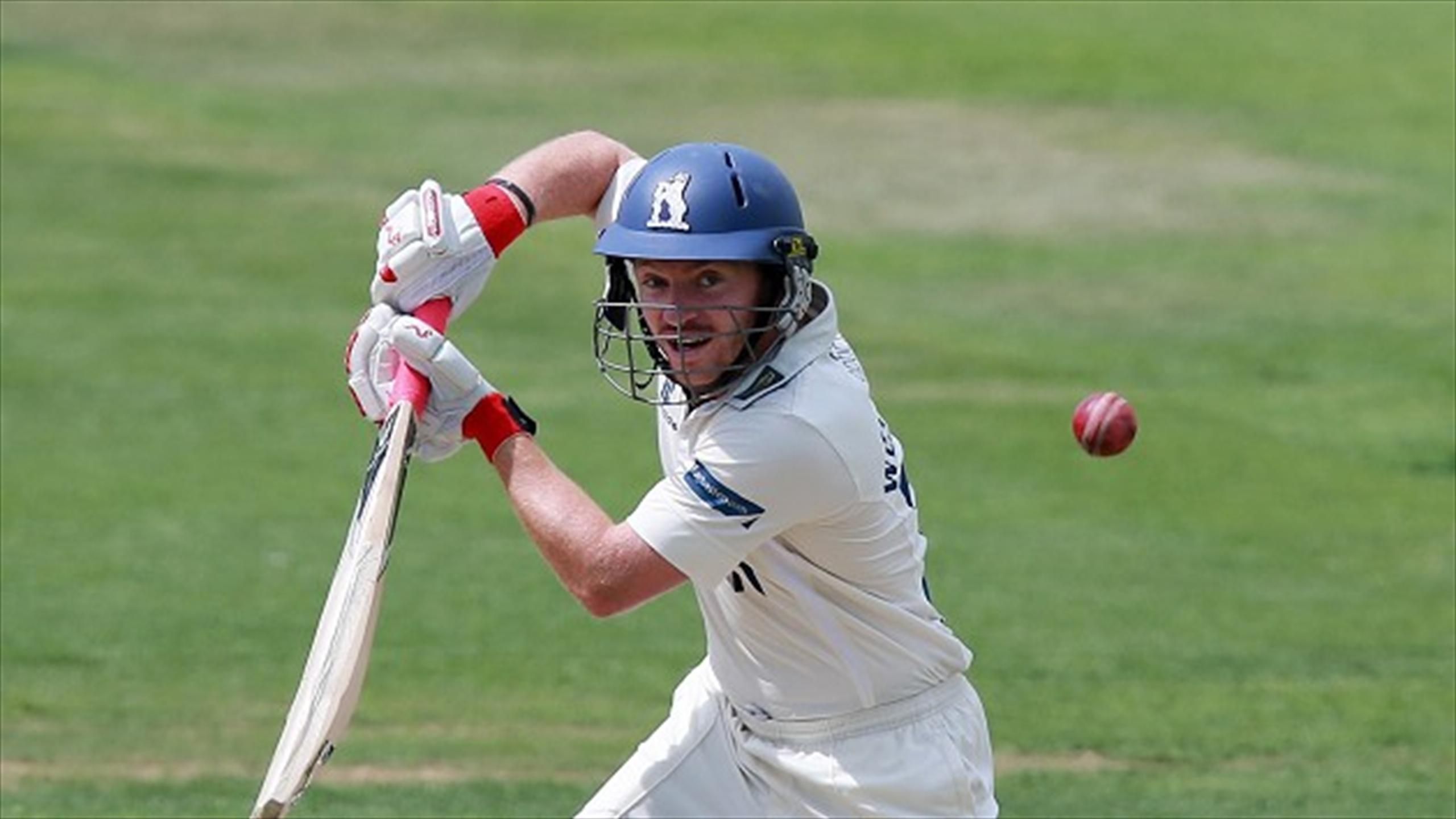 Yorkshire digging in at Headingley - TNT Sports