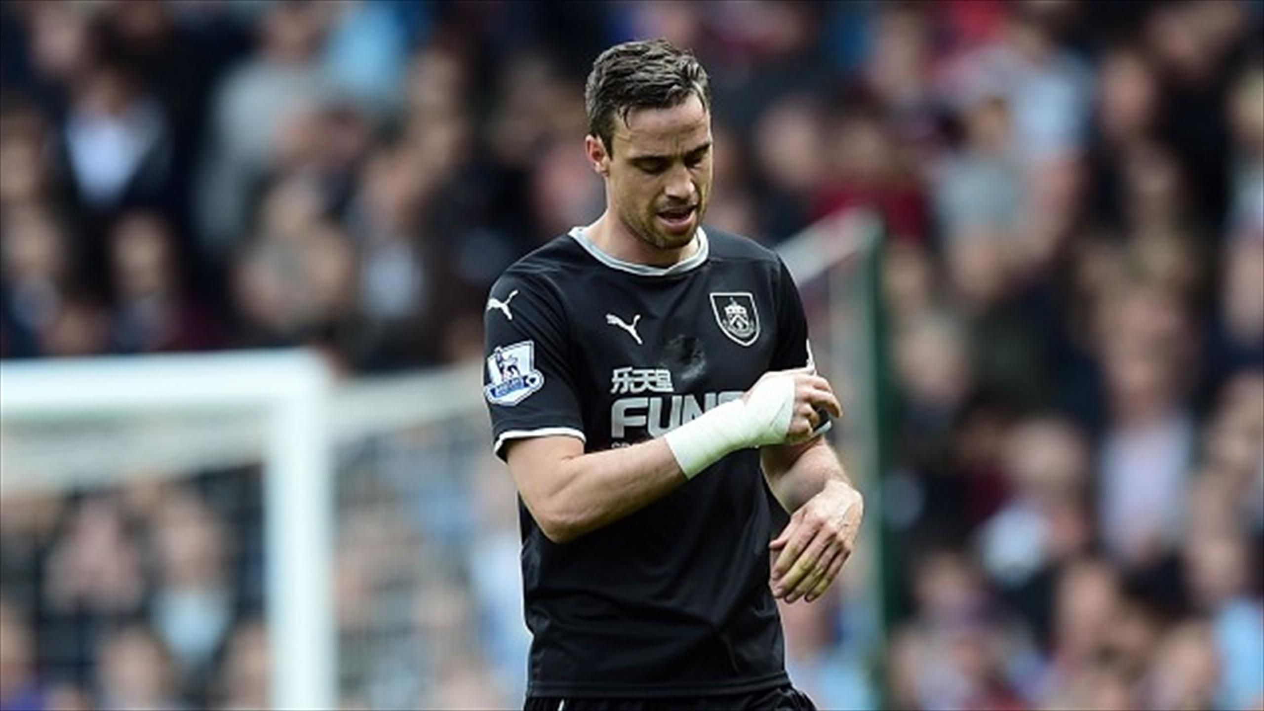 Burnley's Michael Duff has red card rescinded - TNT Sports