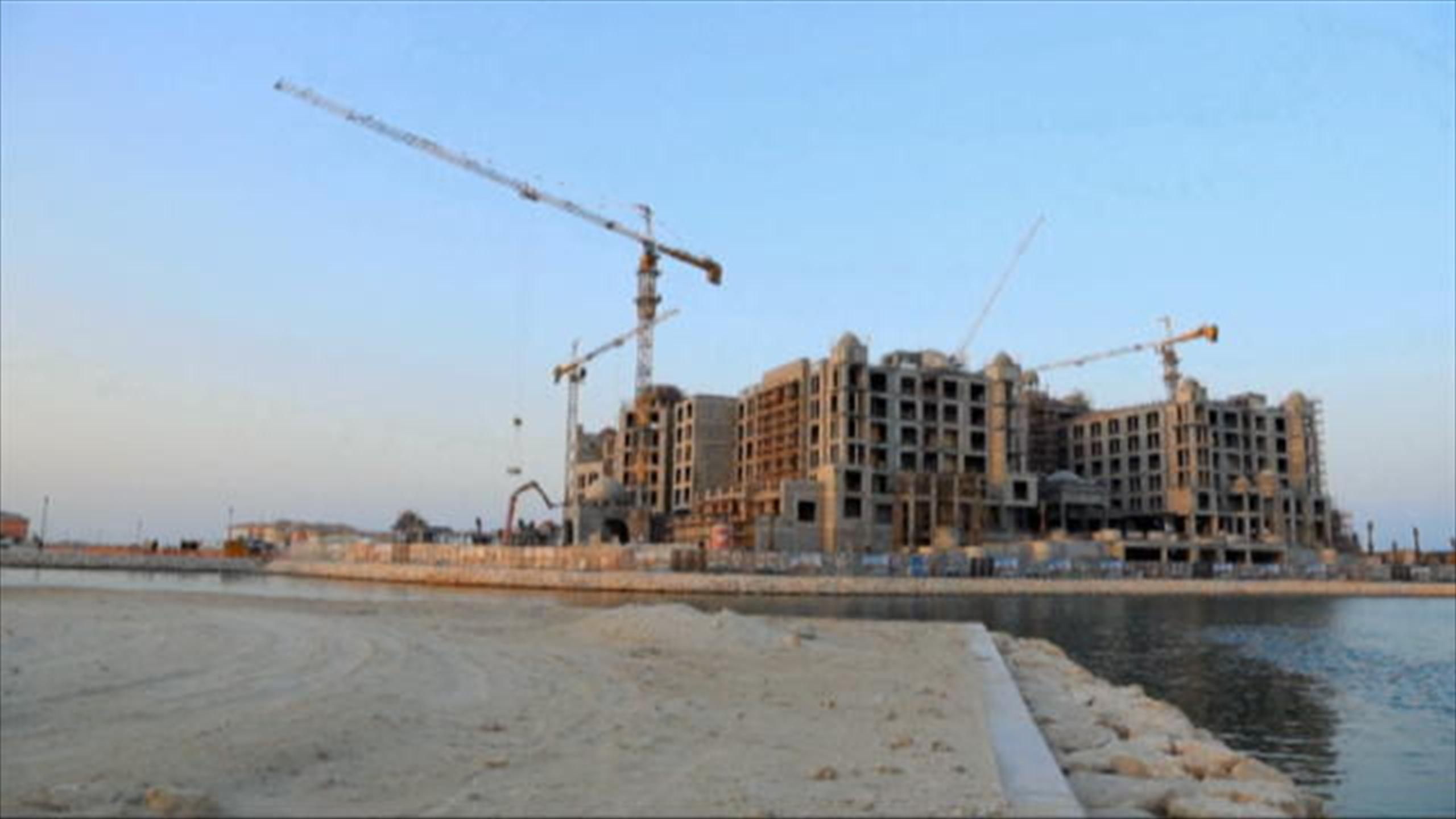 Qatar claims 'not a single worker has died' on World Cup construction ...