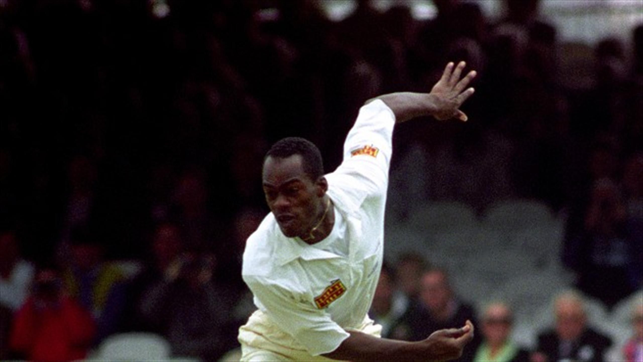 Lewis hopes to pass on wisdom - TNT Sports