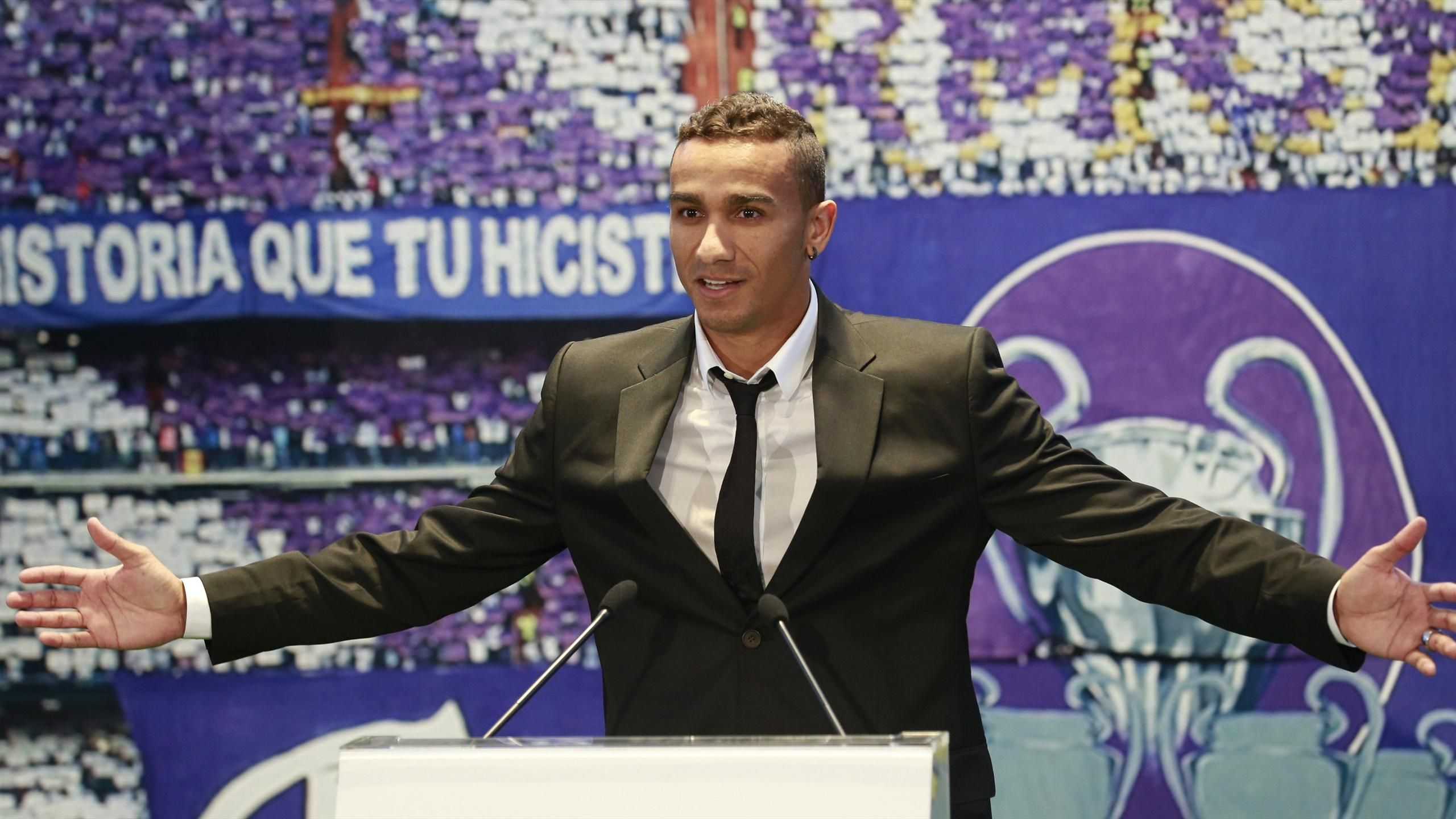 Real Madrid new-boy Danilo fails keepy-uppies test at Bernabeu ...