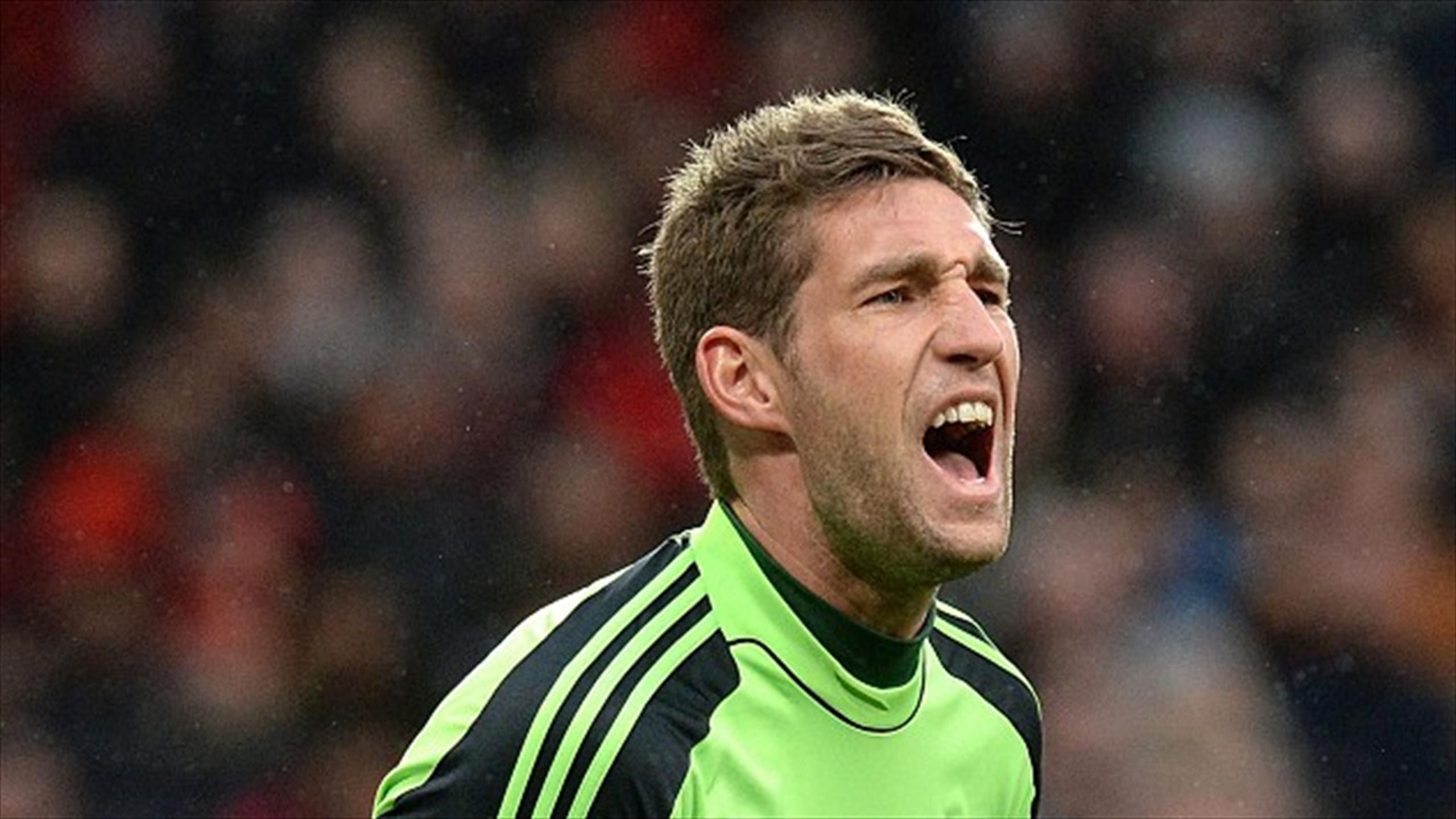 Stekelenburg keen to make his mark - TNT Sports