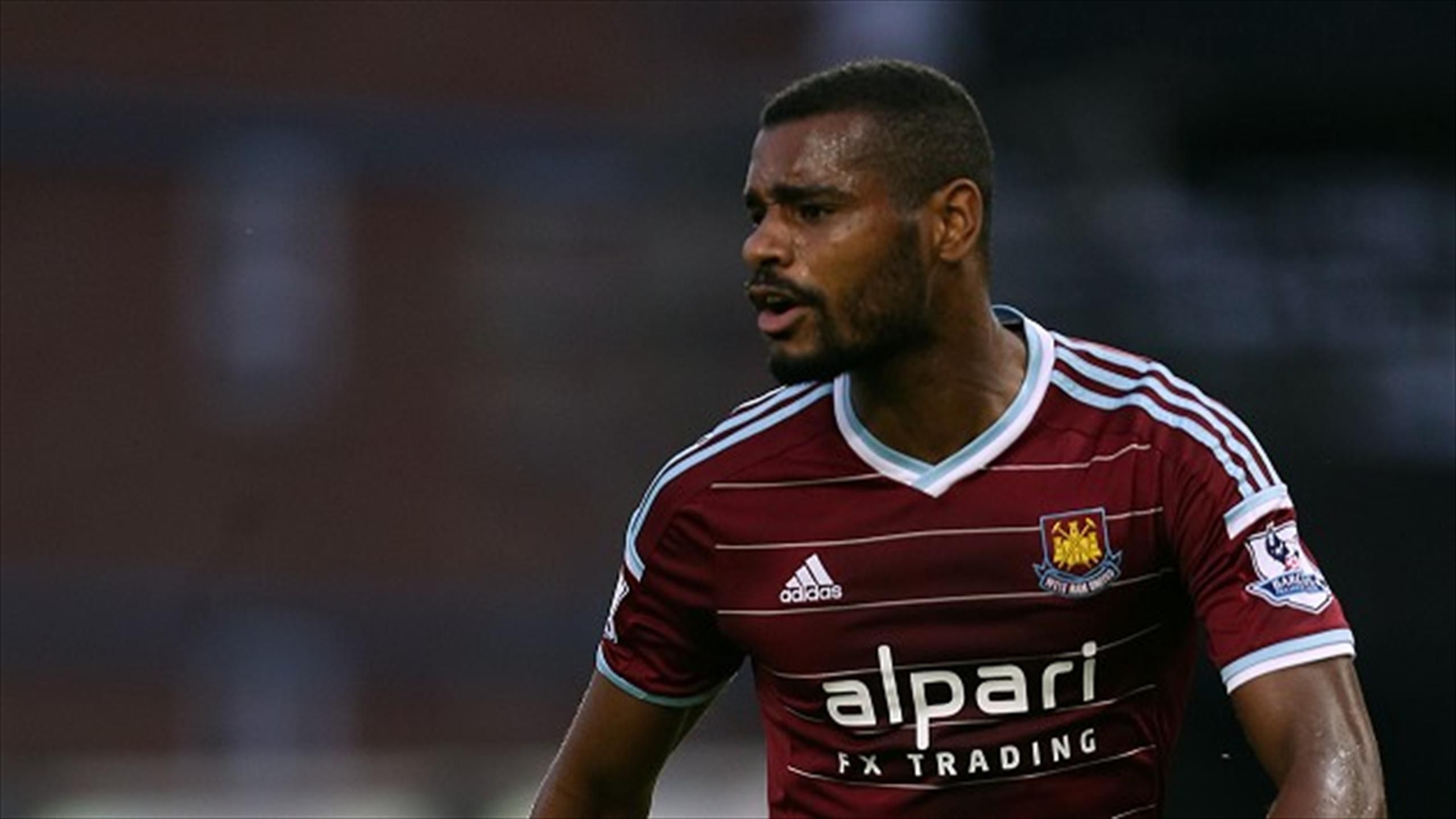 Bury offer chance to Vaz Te - TNT Sports