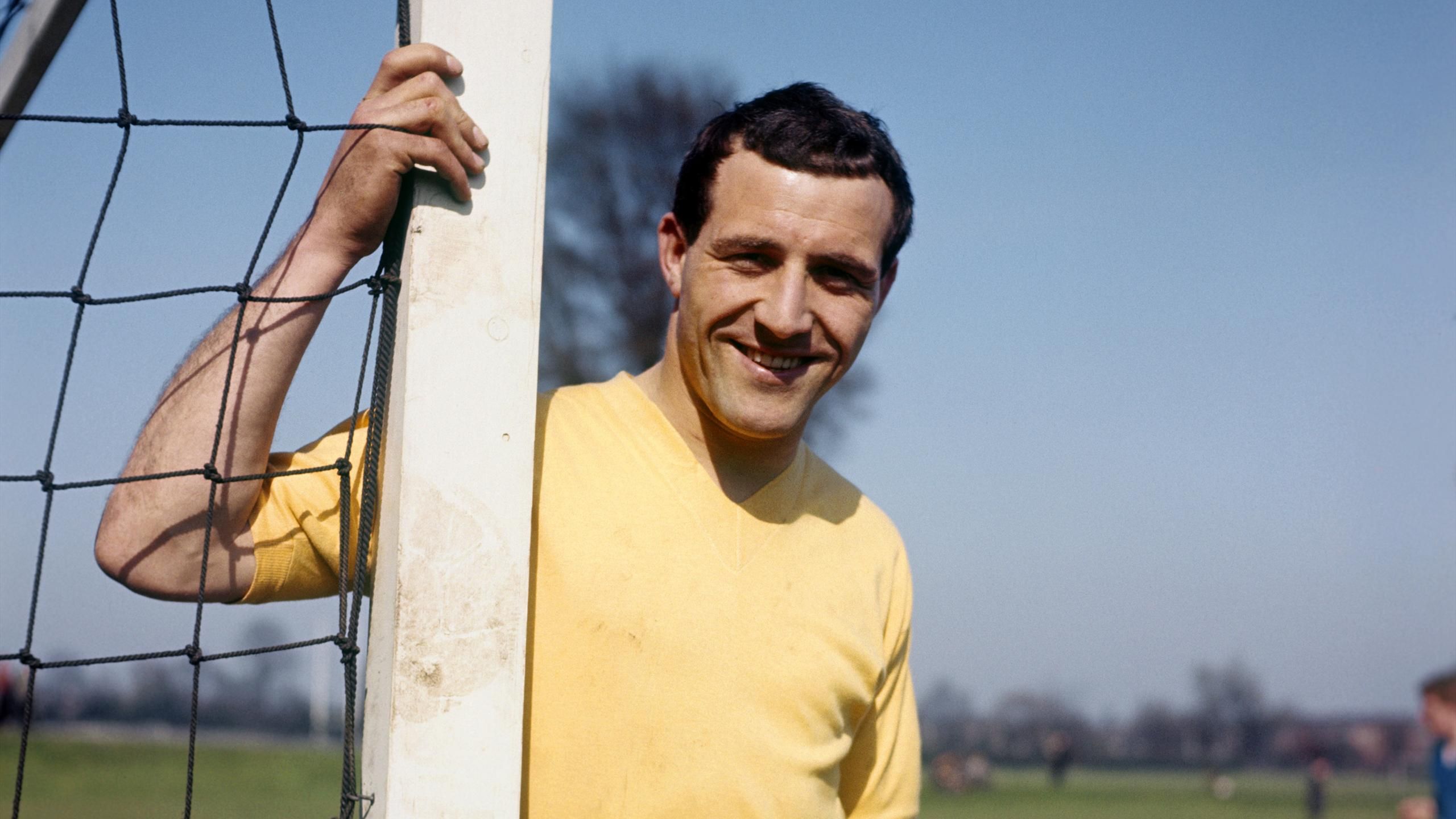 World Cup-winning goalkeeper Ron Springett dies aged 80 - TNT Sports