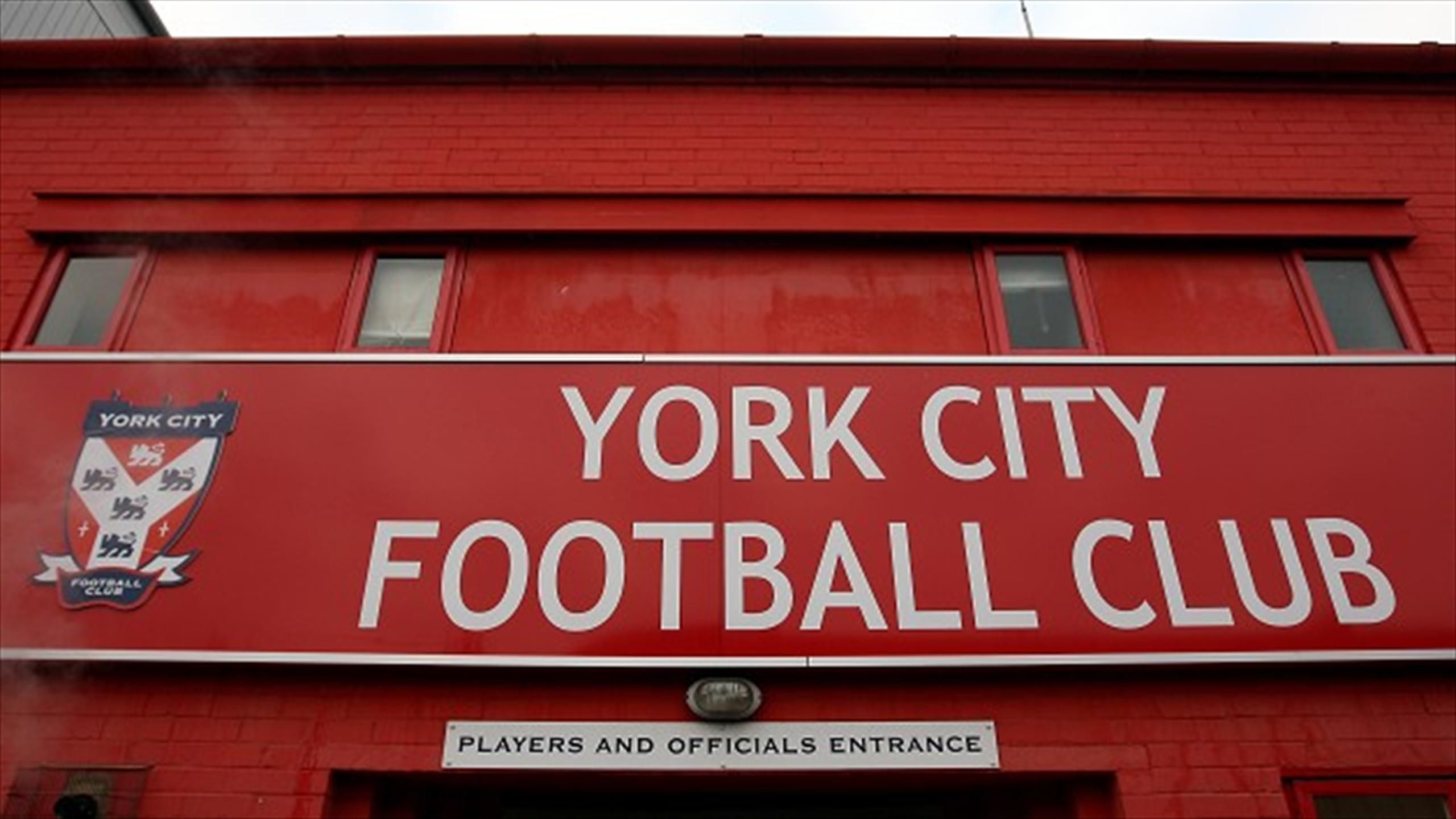York sign striker Rhys Turner on loan from Oldham - TNT Sports