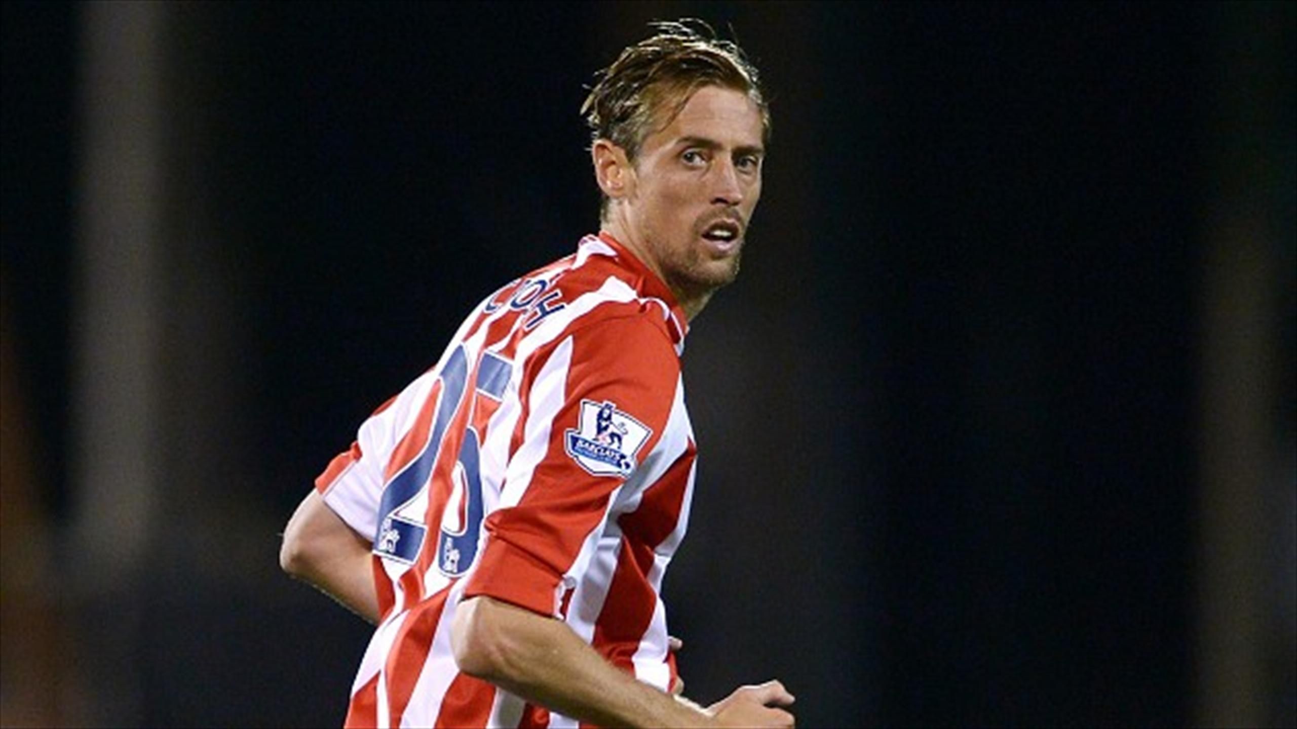 Peter Crouch eyes goals glut for Stoke after winner at Fulham - TNT Sports