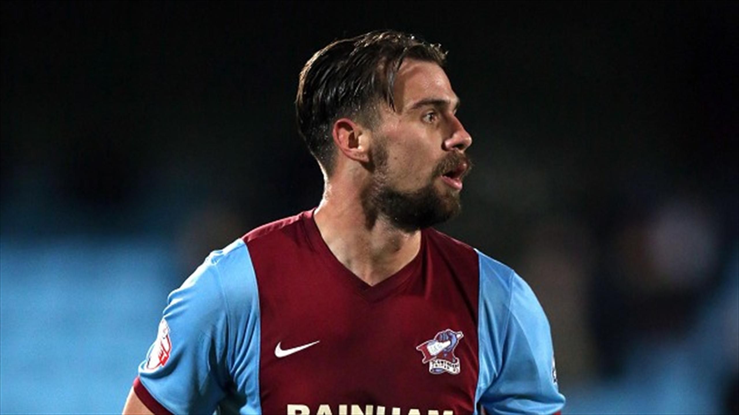 Andrew Boyce extends loan spell at Hartlepool - TNT Sports