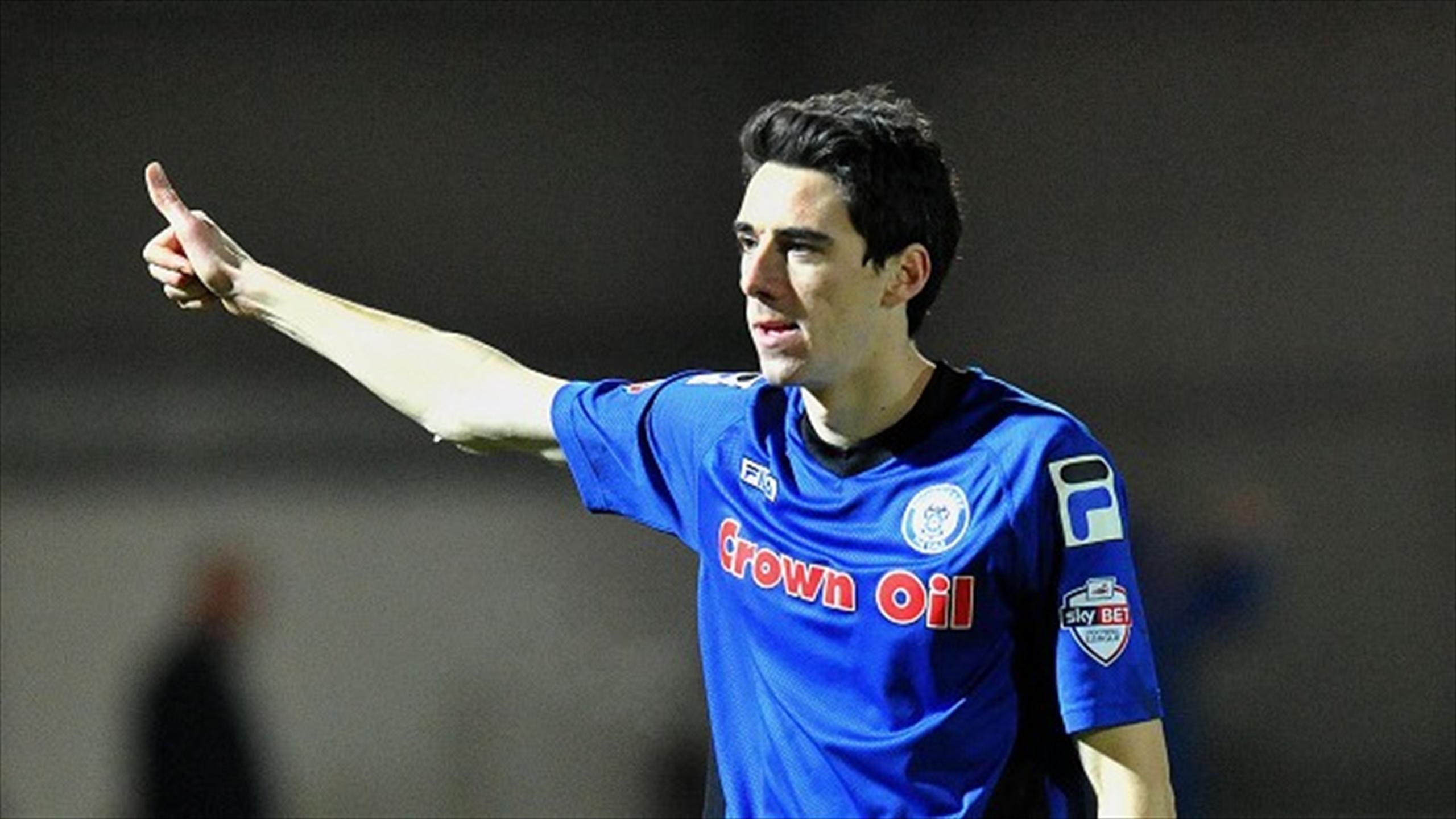 Rochdale's Peter Vincenti recognised with monthly award - TNT Sports