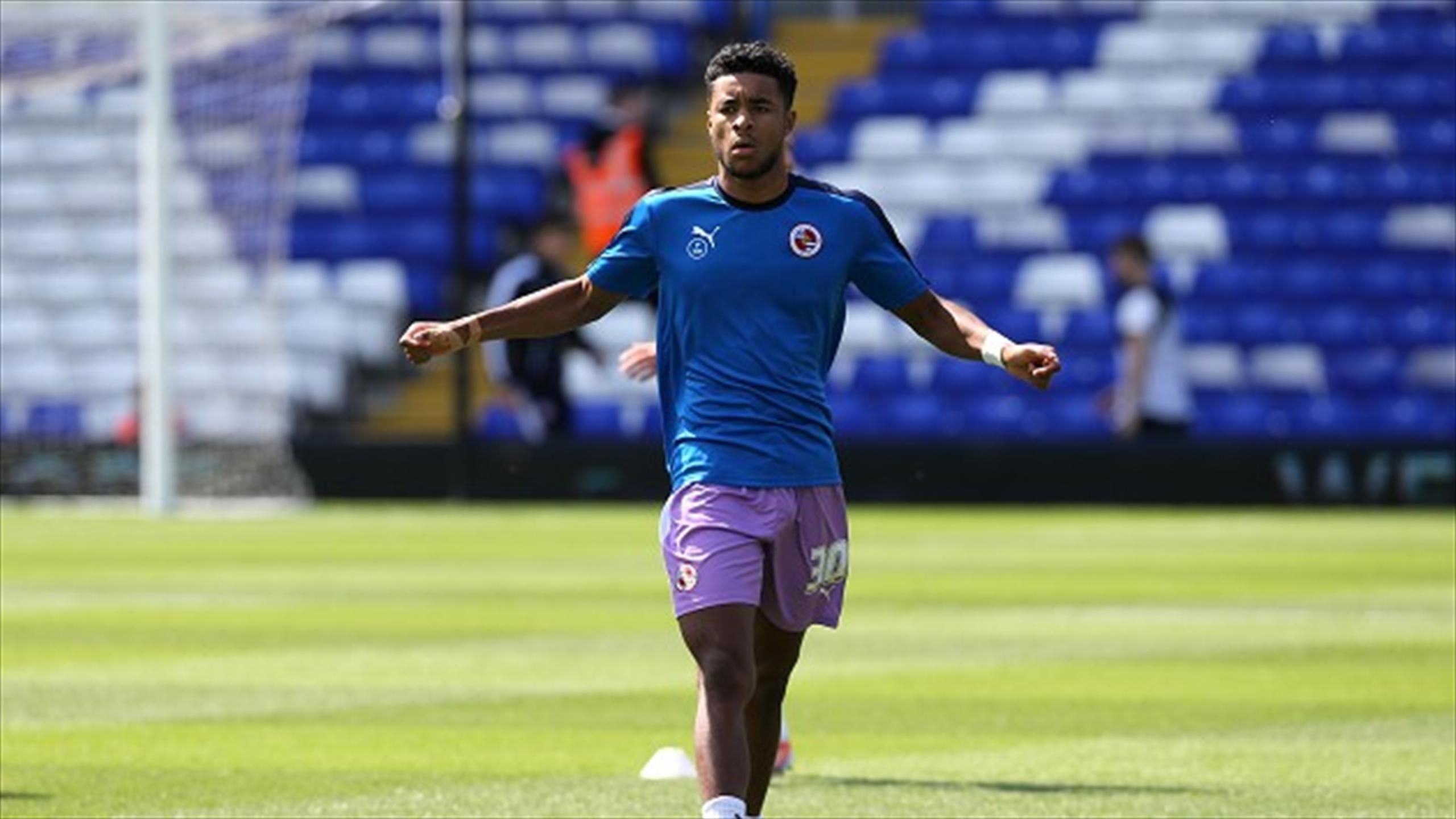 Gillingham sign Dominic Samuel on loan from Reading - TNT Sports