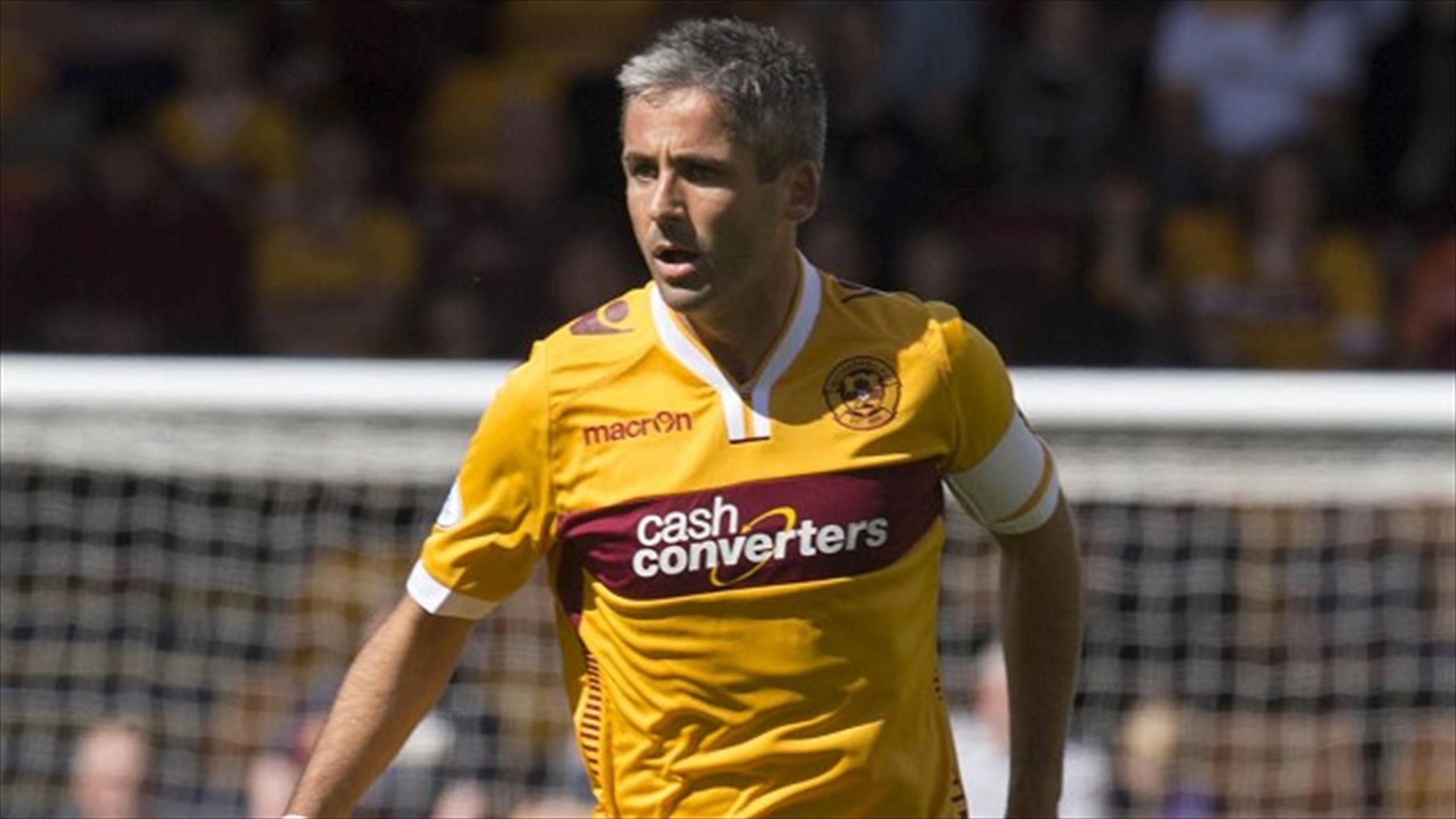 Keith Lasley focused on helping Motherwell on the pitch - TNT Sports