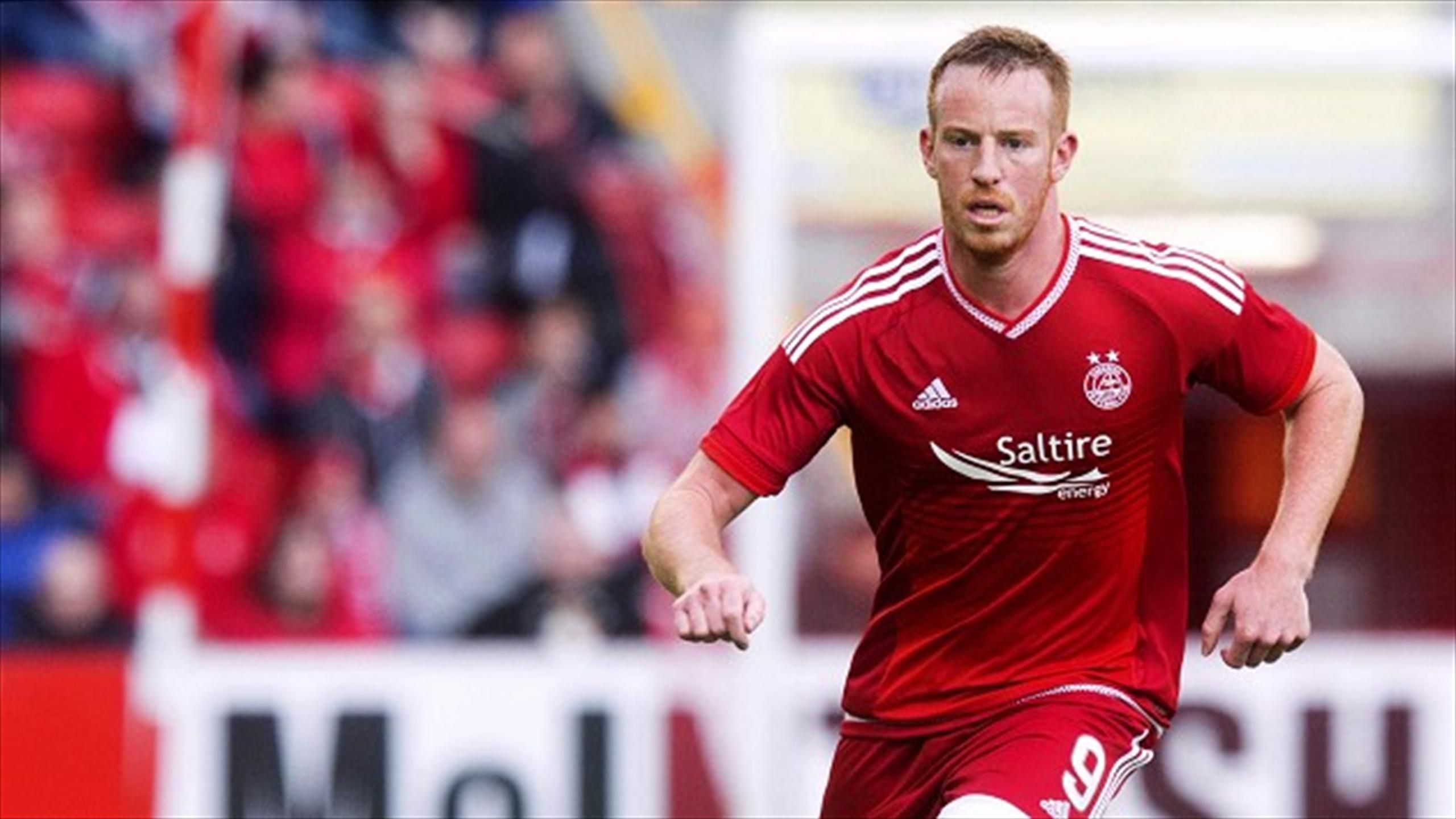 Derek McInnes hails striker Adam Rooney after Aberdeen victory - TNT Sports