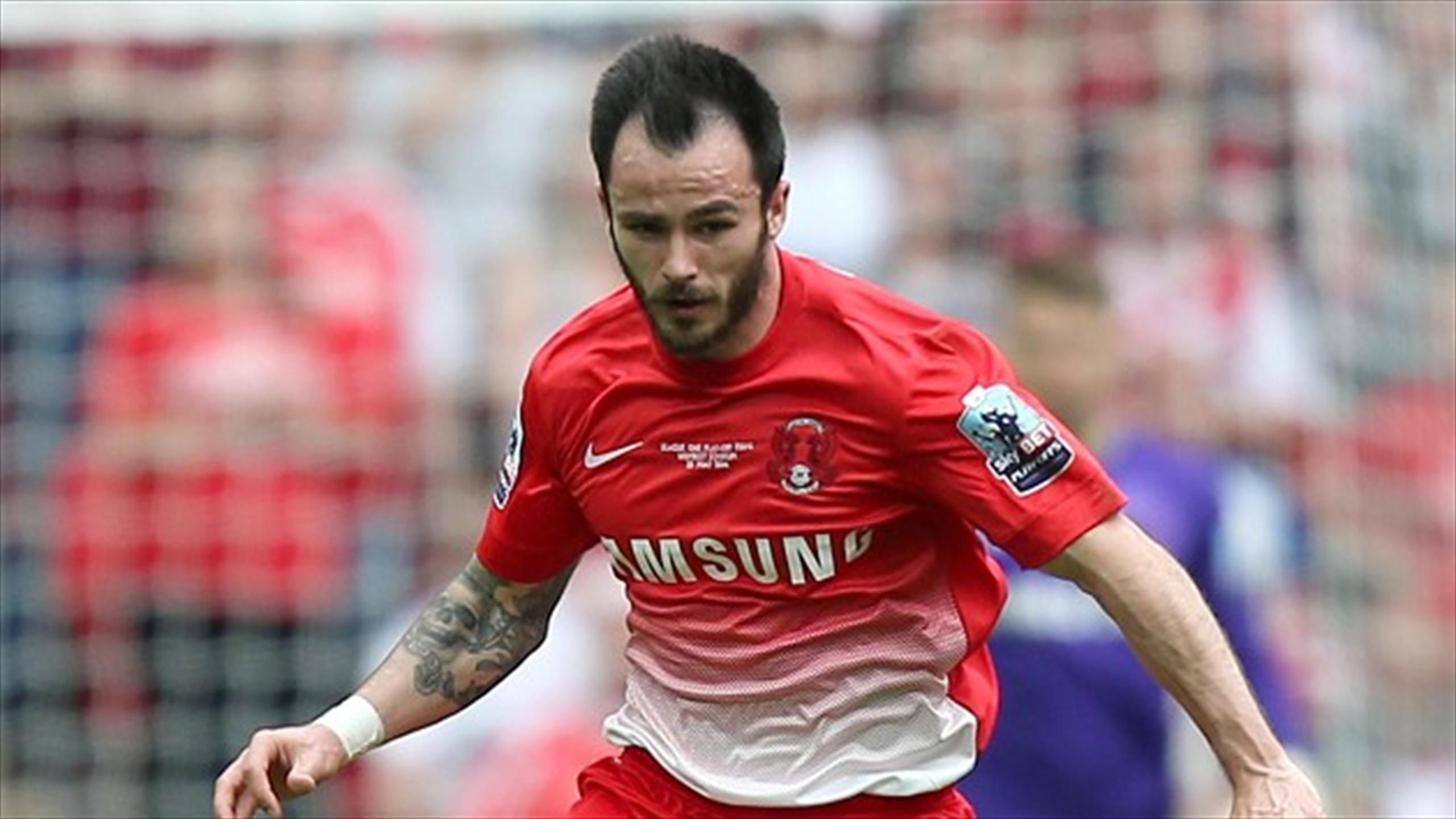 Chris Dagnall to join Hibernian until end of season - TNT Sports