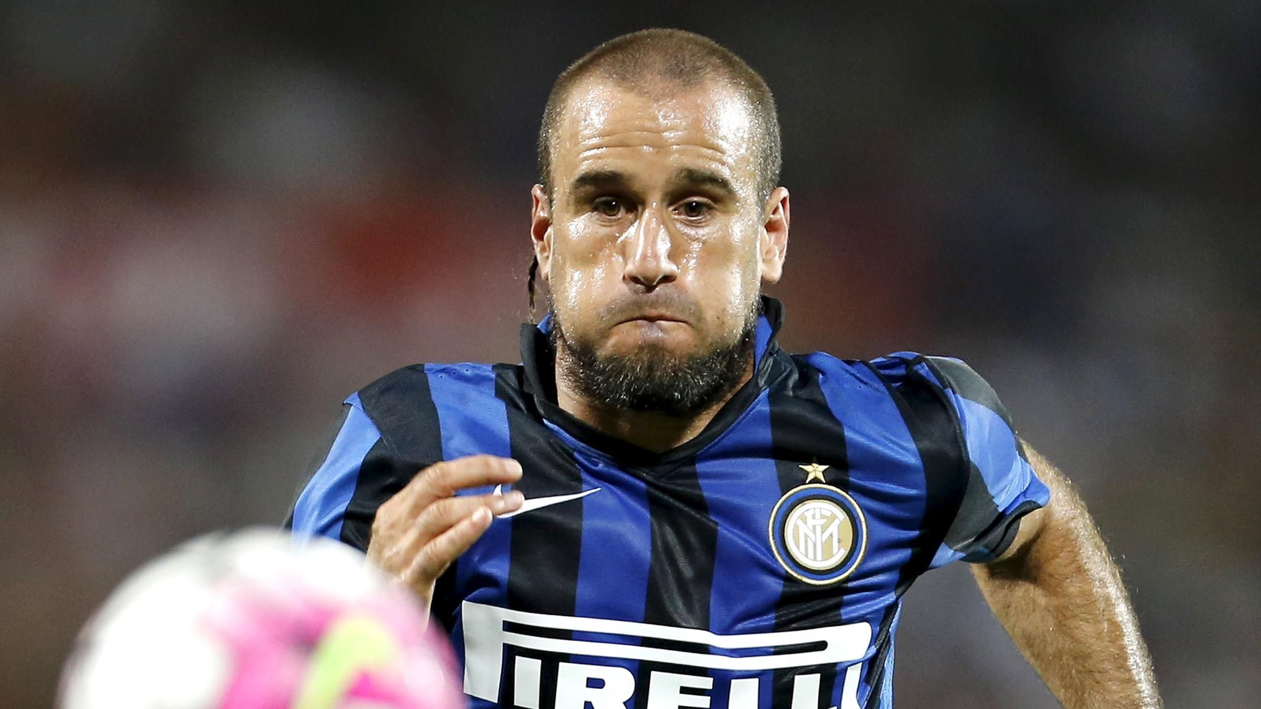 Argentine Rodrigo Palacio extends Inter contract - TNT Sports