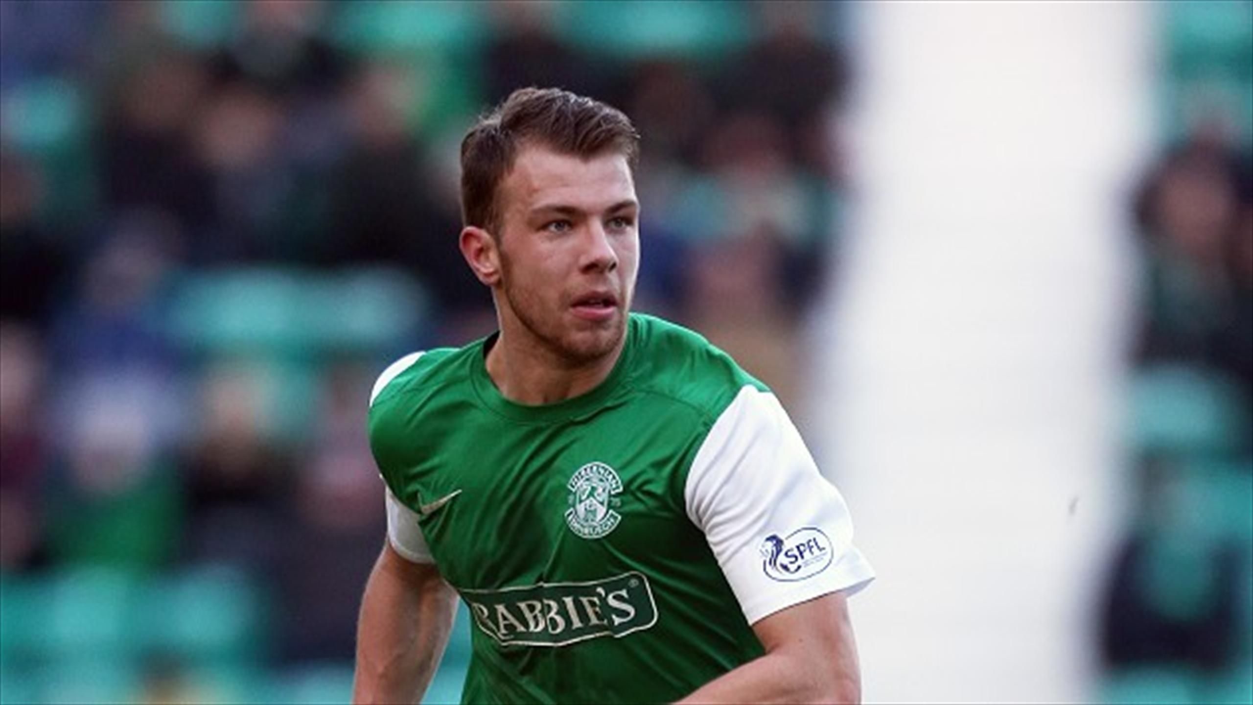 Plymouth sign Hibernian defender Jordon Forster on loan - TNT Sports