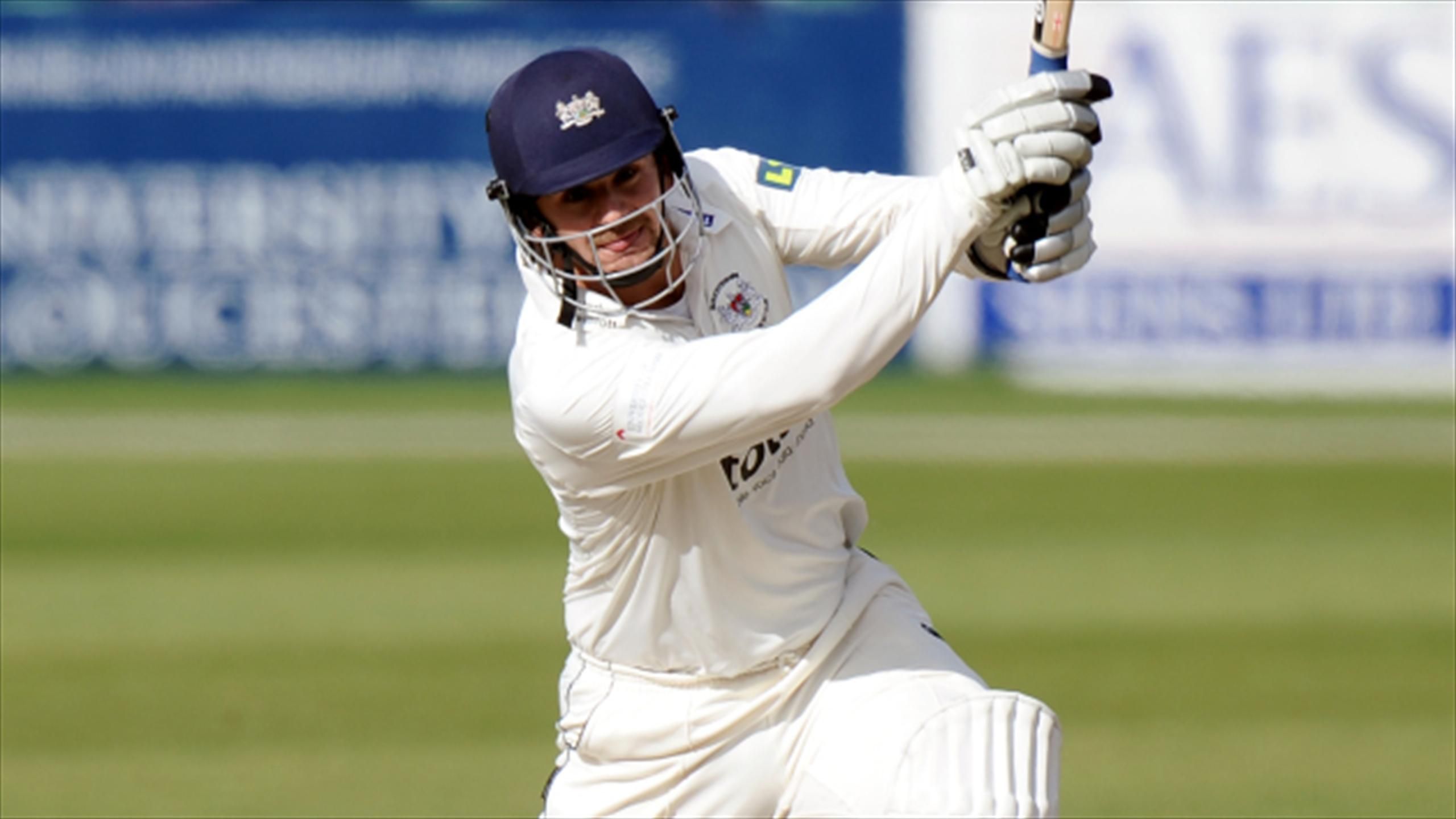 Alex Gidman announces retirement following medical advice on finger ...