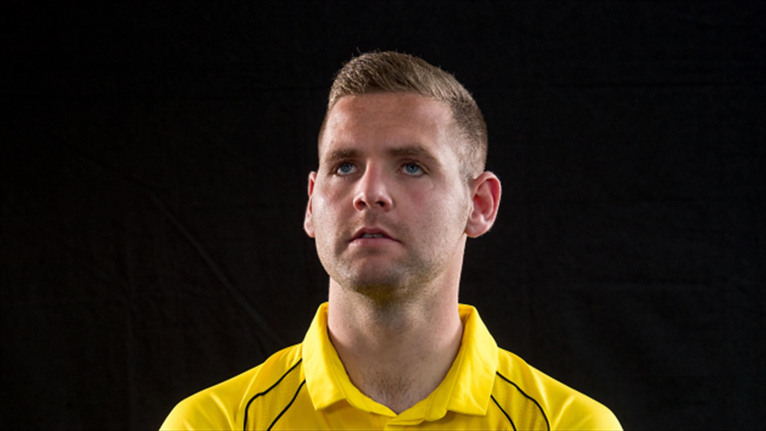 Billy Kee signs new deal with Accrington - TNT Sports