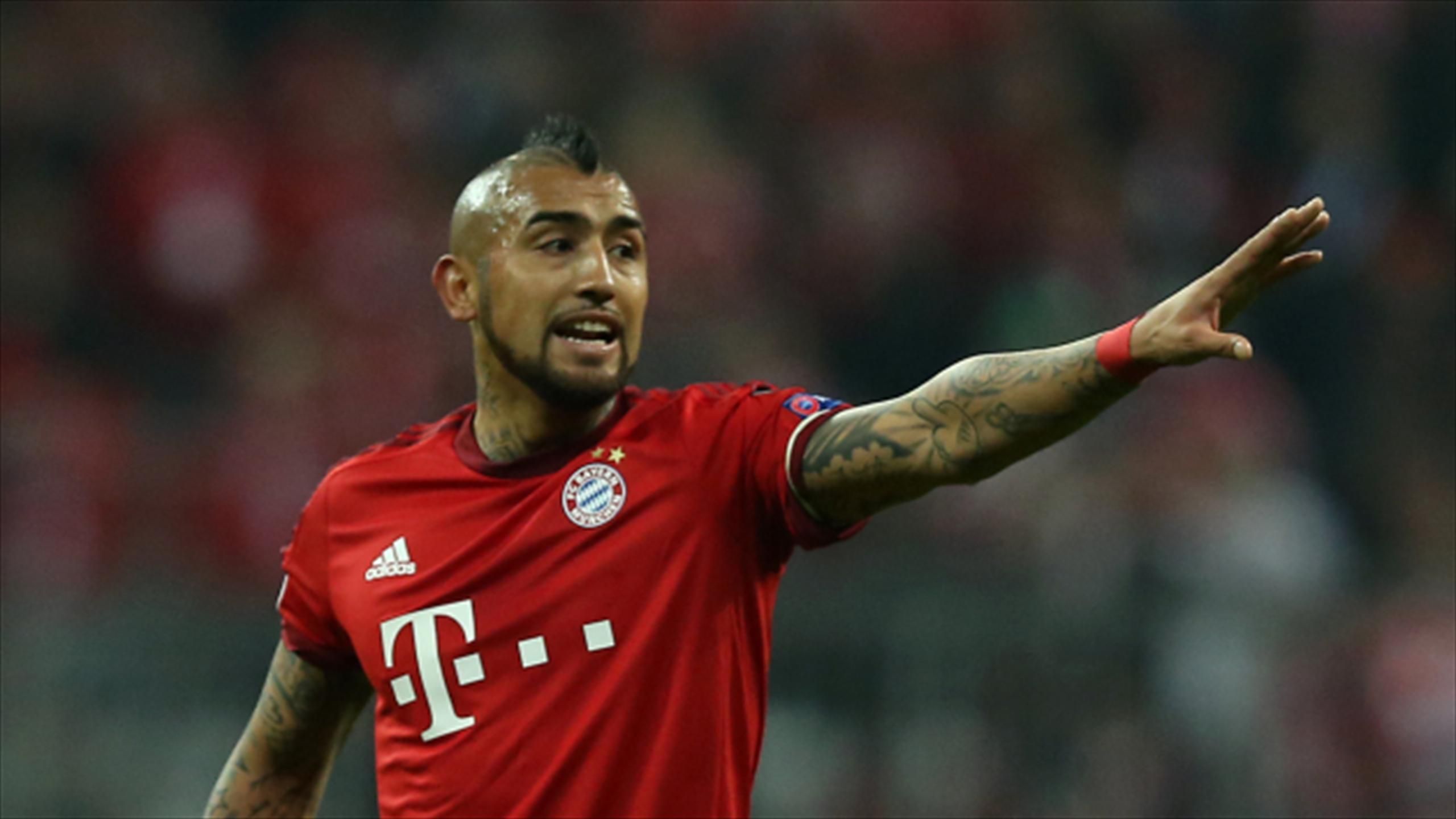 Early Arturo Vidal goal earns Bayern Munich narrow lead over Benfica ...