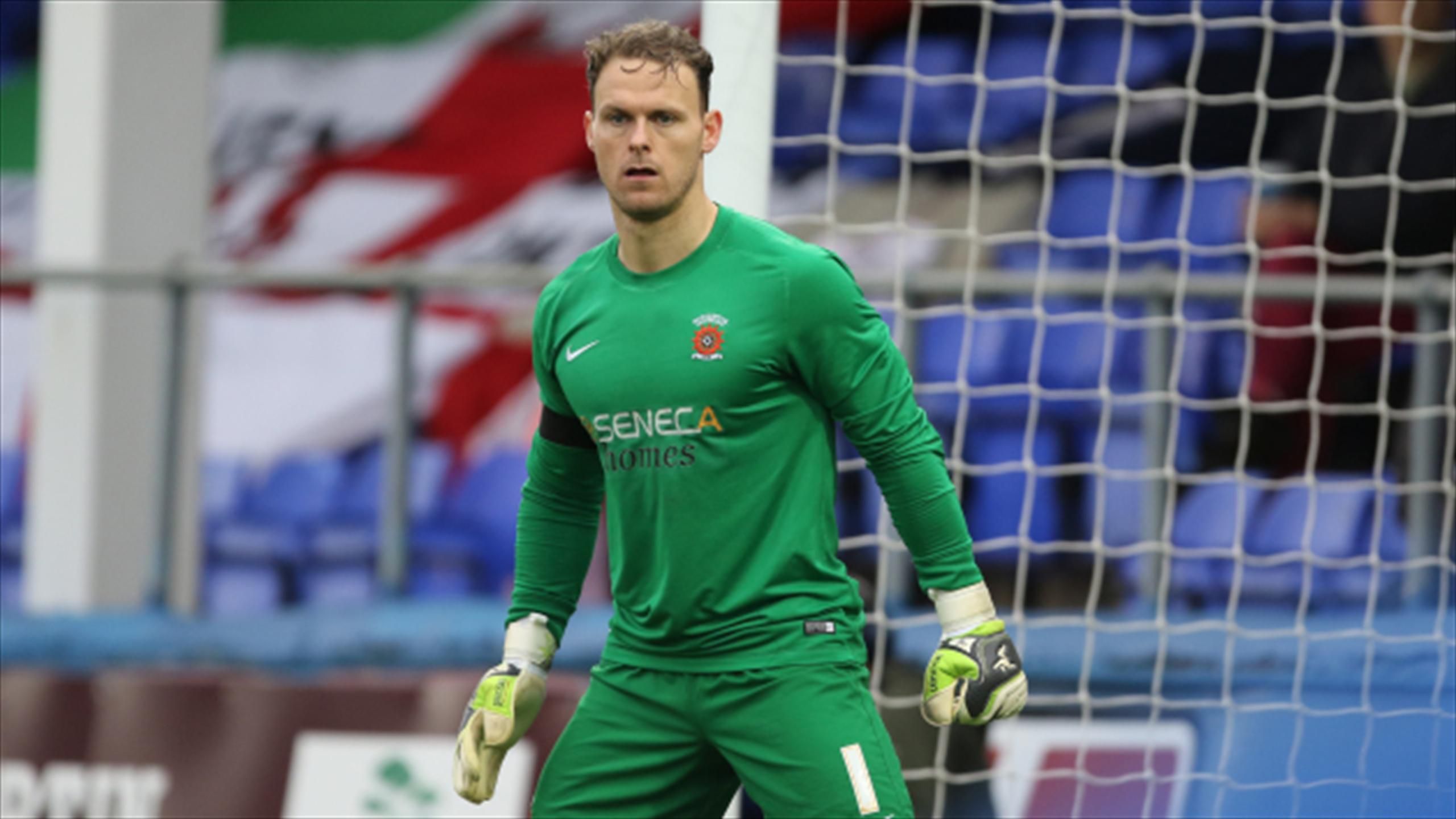 Keeper Carson pens new Pools deal - TNT Sports