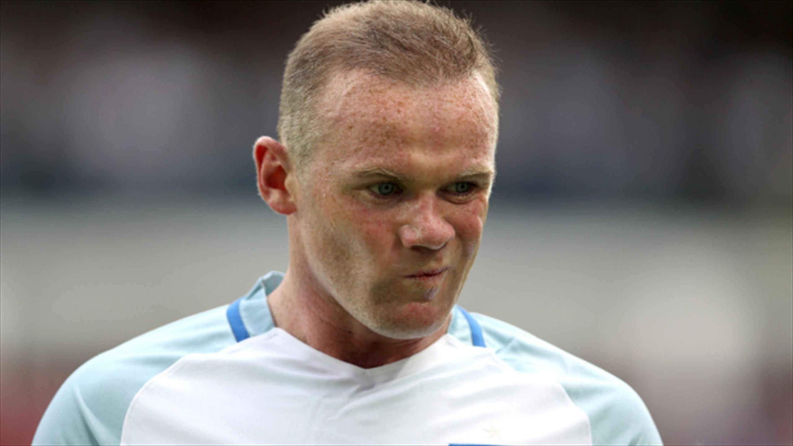 Wayne Rooney eager for Roy Hodgson to remain as England manager - TNT ...