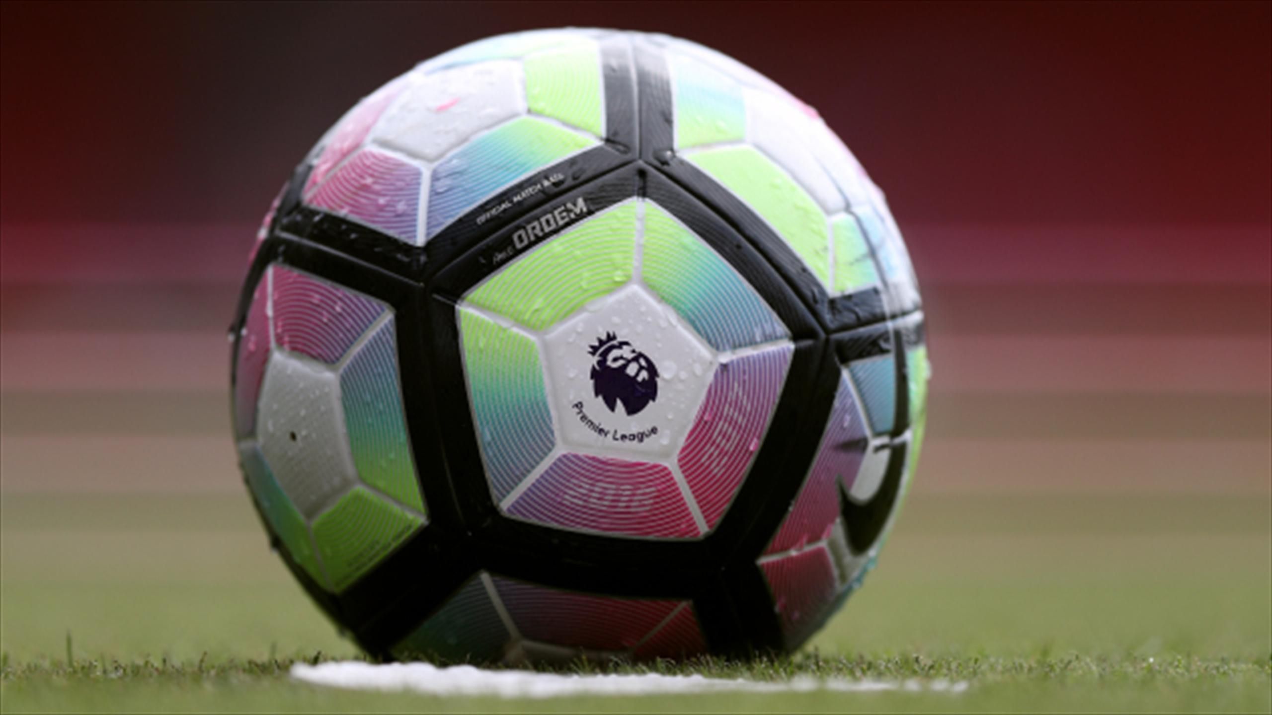 Premier League clubs on course for £1bn window as transfer record goes ...