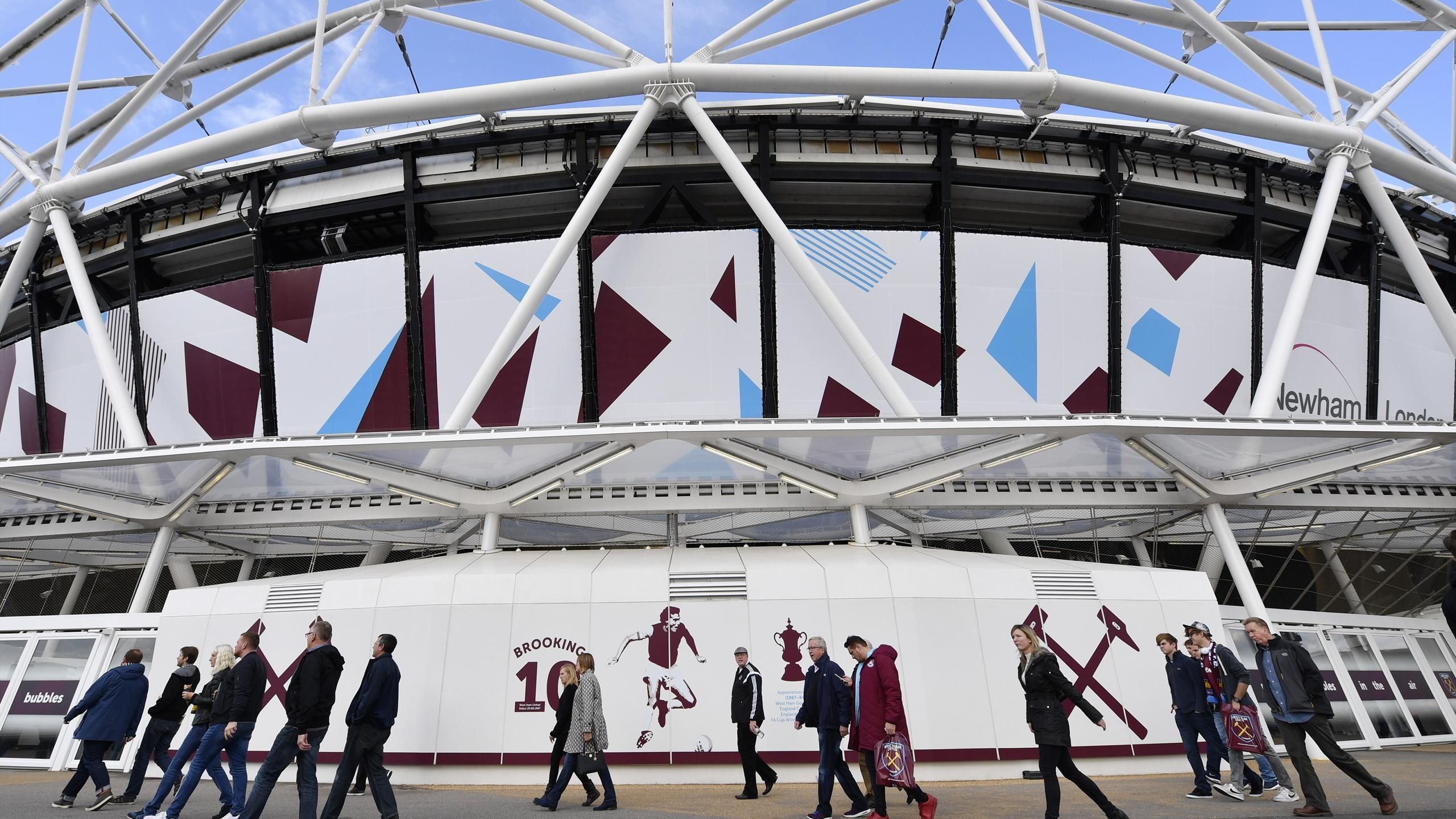 West Ham's London Stadium wins Stadium of the Year award - TNT Sports