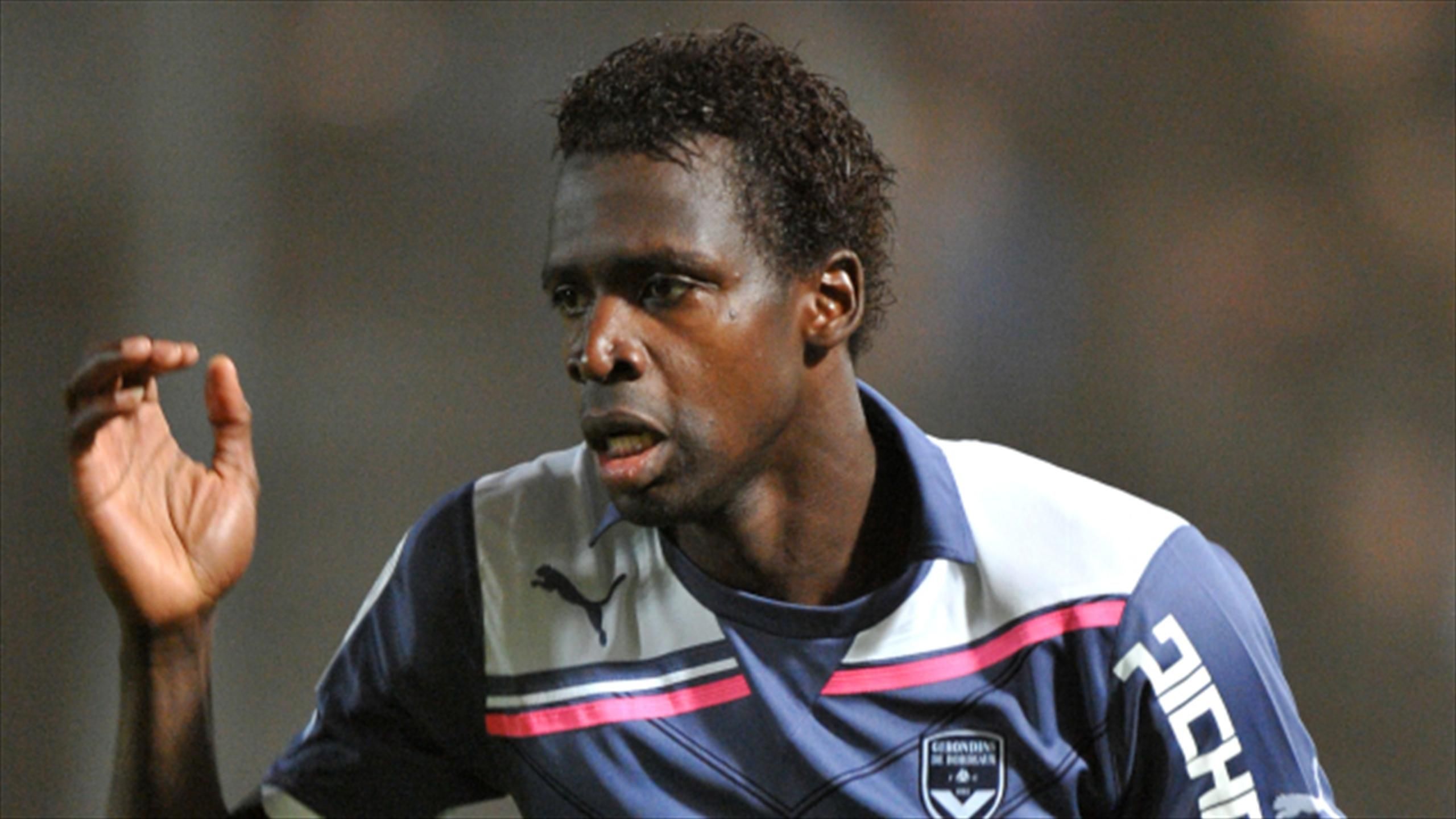 Striker Cheick Diabate joins Metz on a season-long loan - TNT Sports