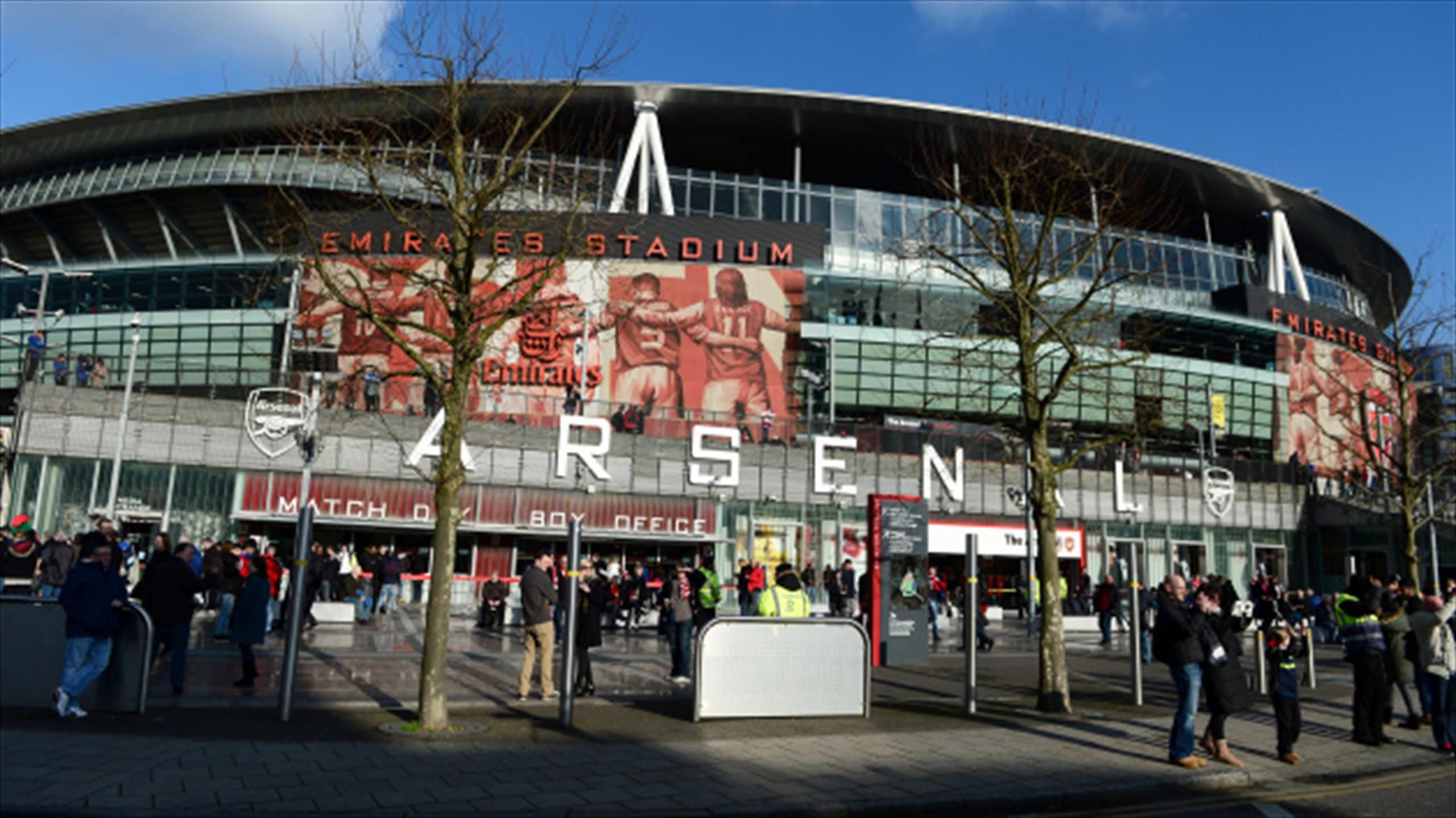 Arsenal fans urged to complete survey on safe standing - TNT Sports