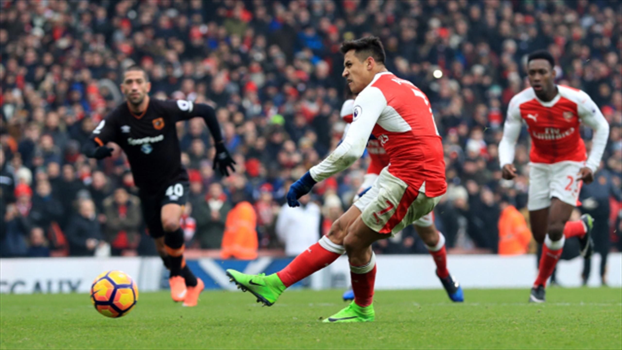 Alexis Sanchez double gives Arsenal a much needed win over Hull - TNT ...