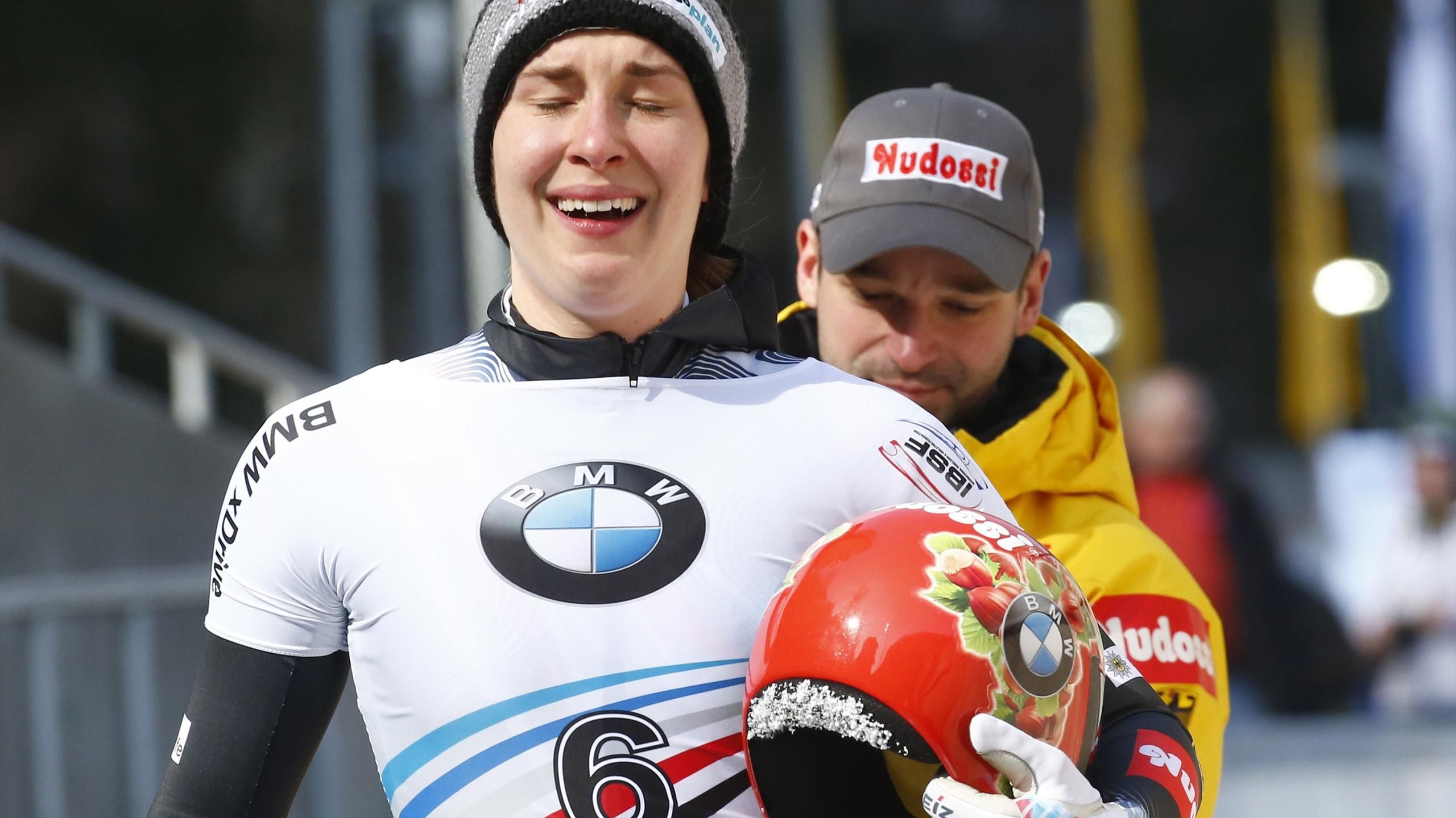 Loelling crowned World Champion in German podium one-two - TNT Sports