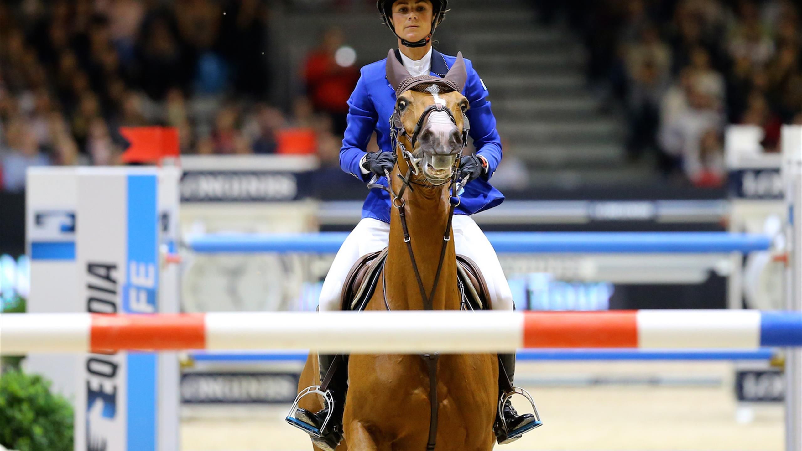 Bienvenue en France! World Cup Show Jumping hits Lyon - TNT Sports