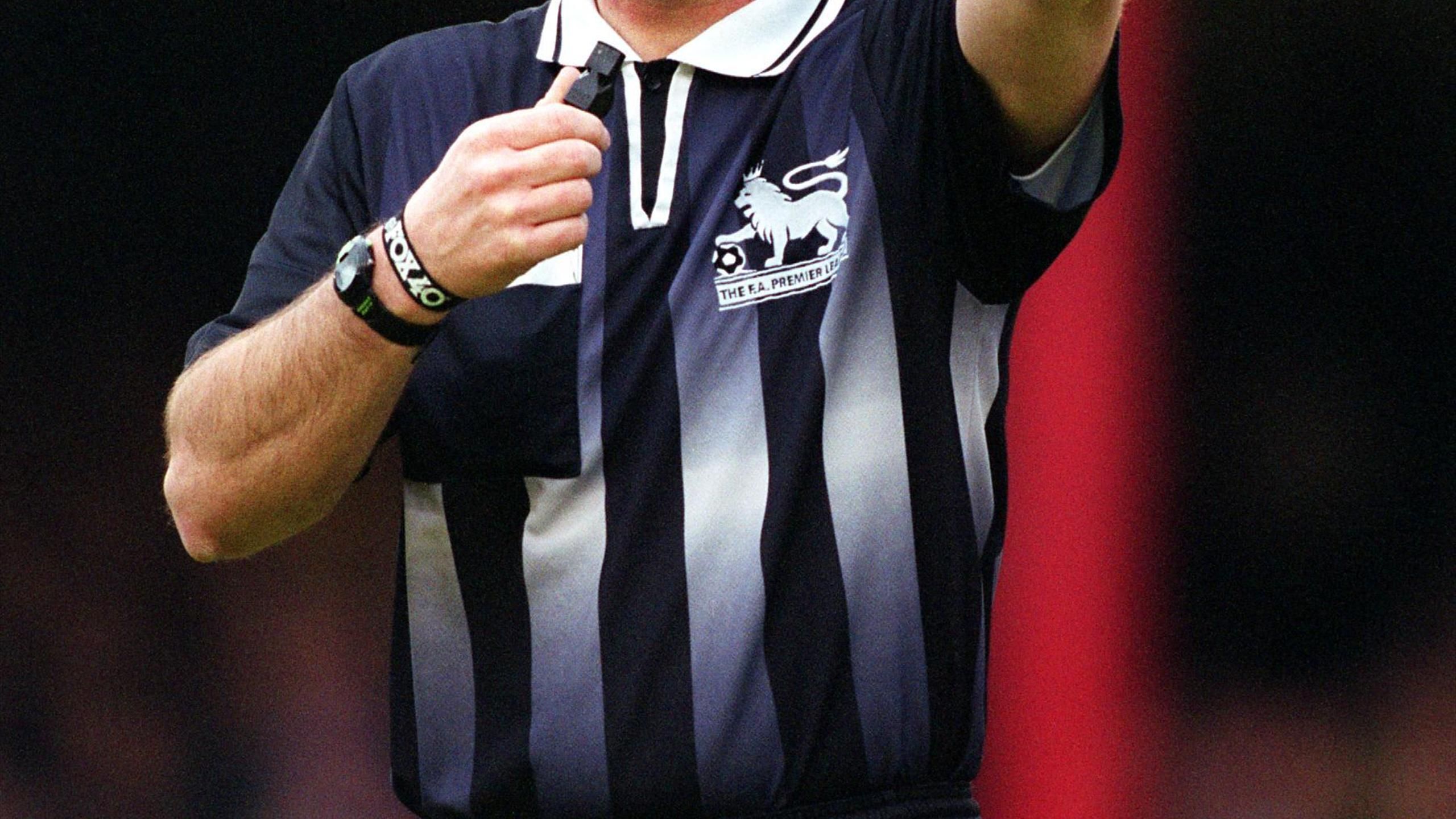 Paul Alcock dies aged 64 after cancer battle - TNT Sports