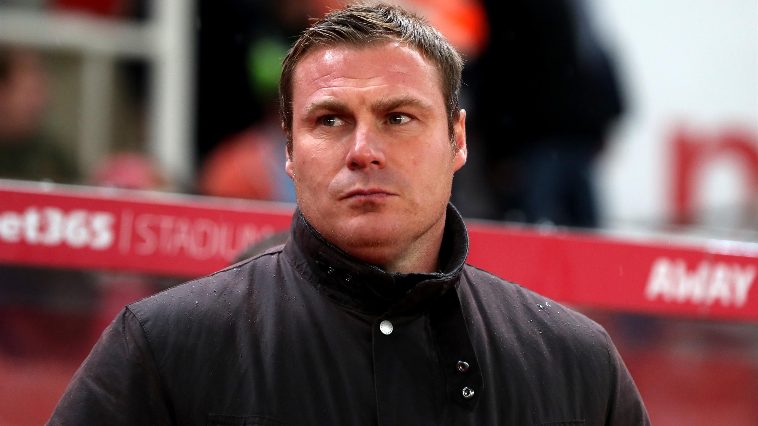 David Flitcroft quits Swindon for Mansfield - TNT Sports