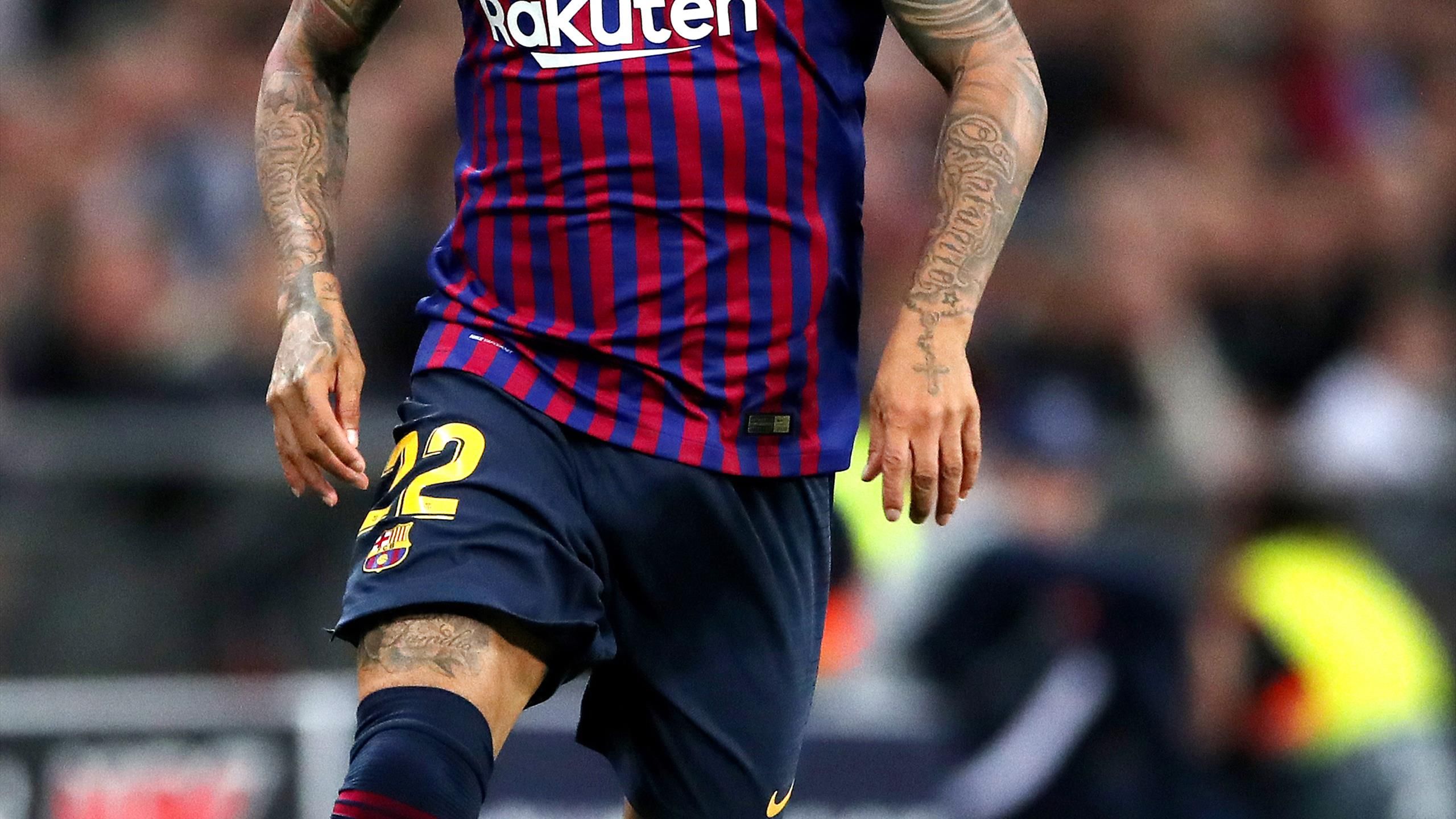 Barcelona midfielder Arturo Vidal frustrated by lack of game time - TNT ...