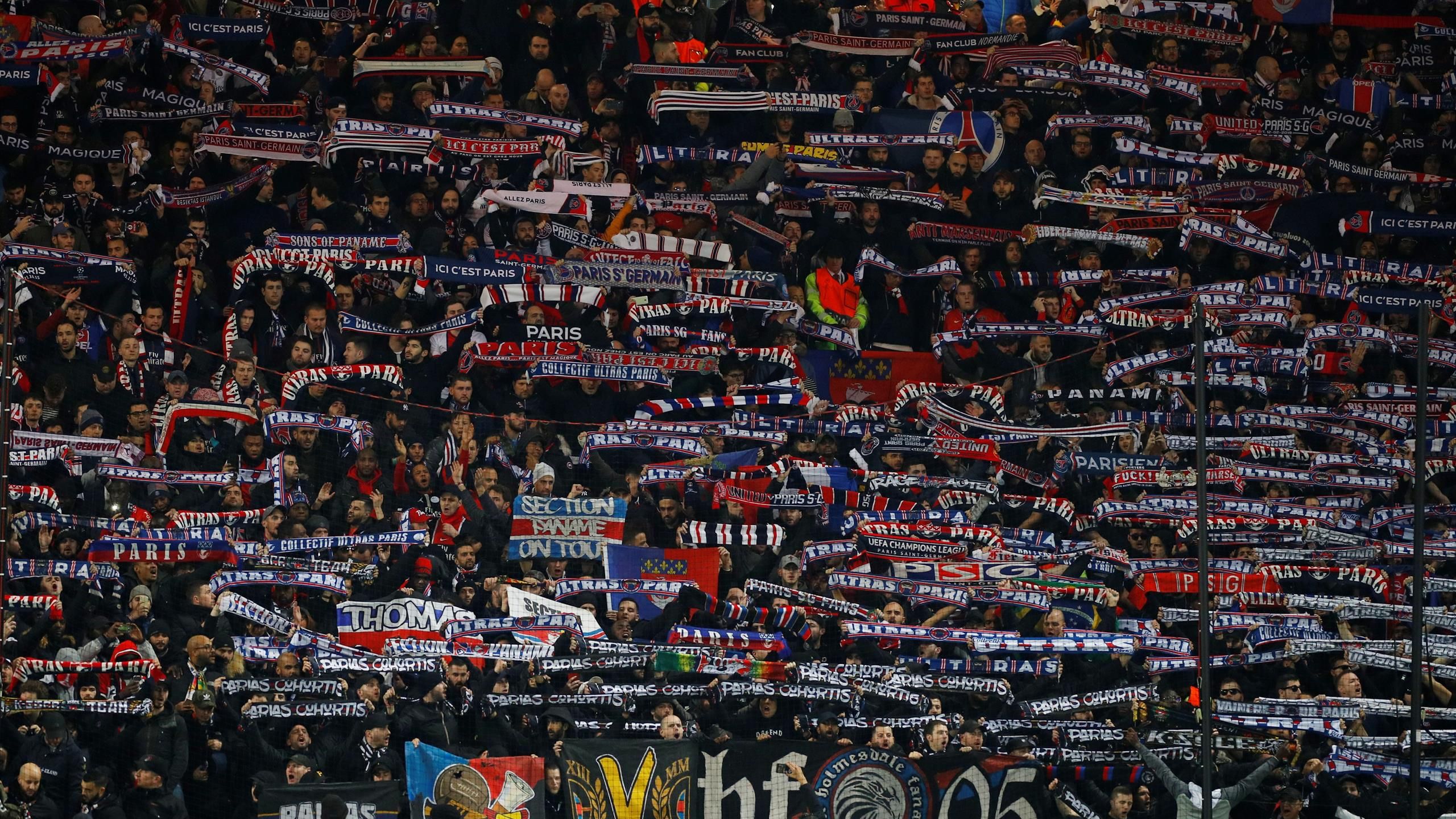 Football news - WATCH: PSG ultras warm up for Manchester United clash ...
