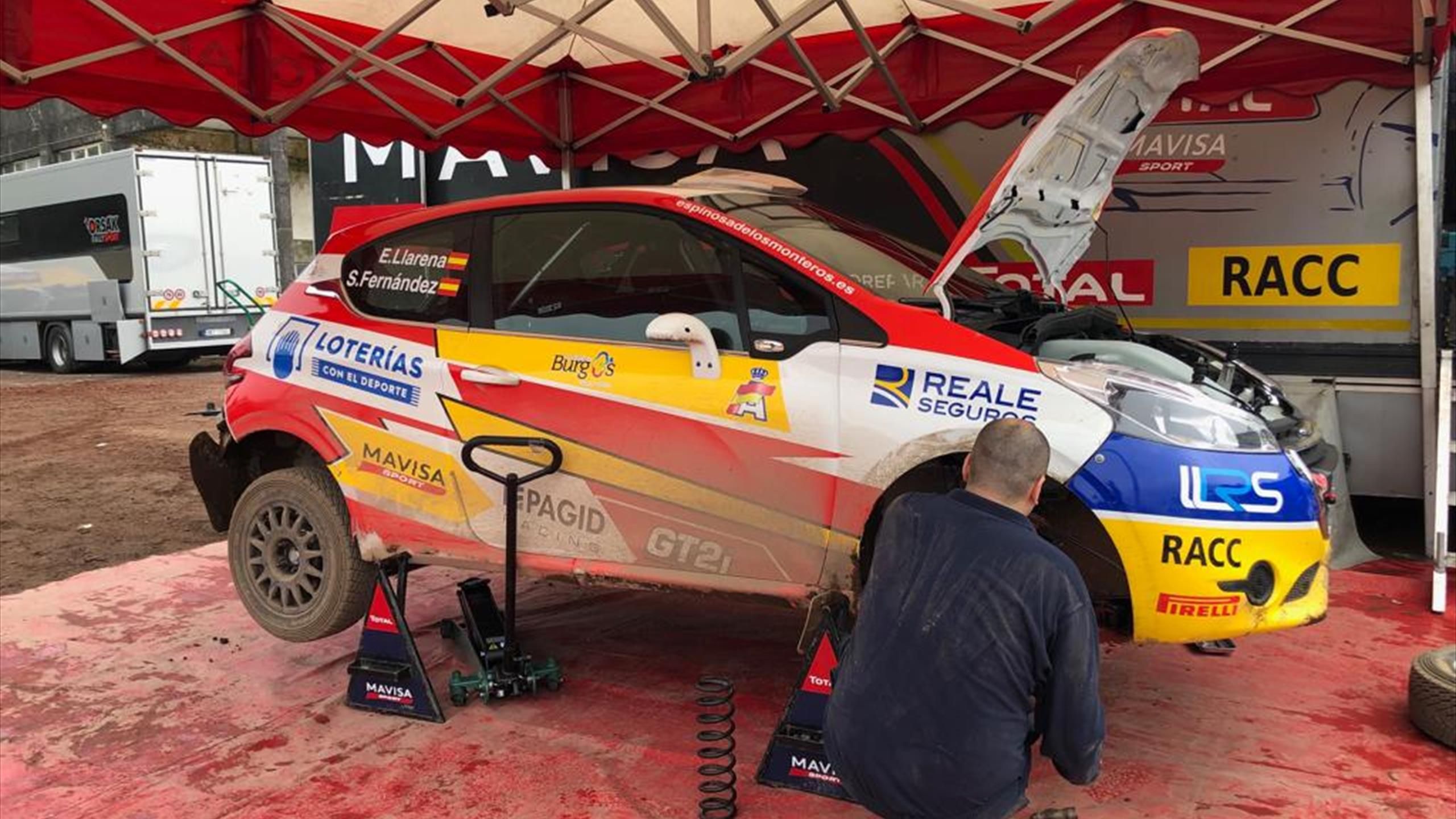 Introducing the ERC car that Llarena and Fernández built! - TNT Sports
