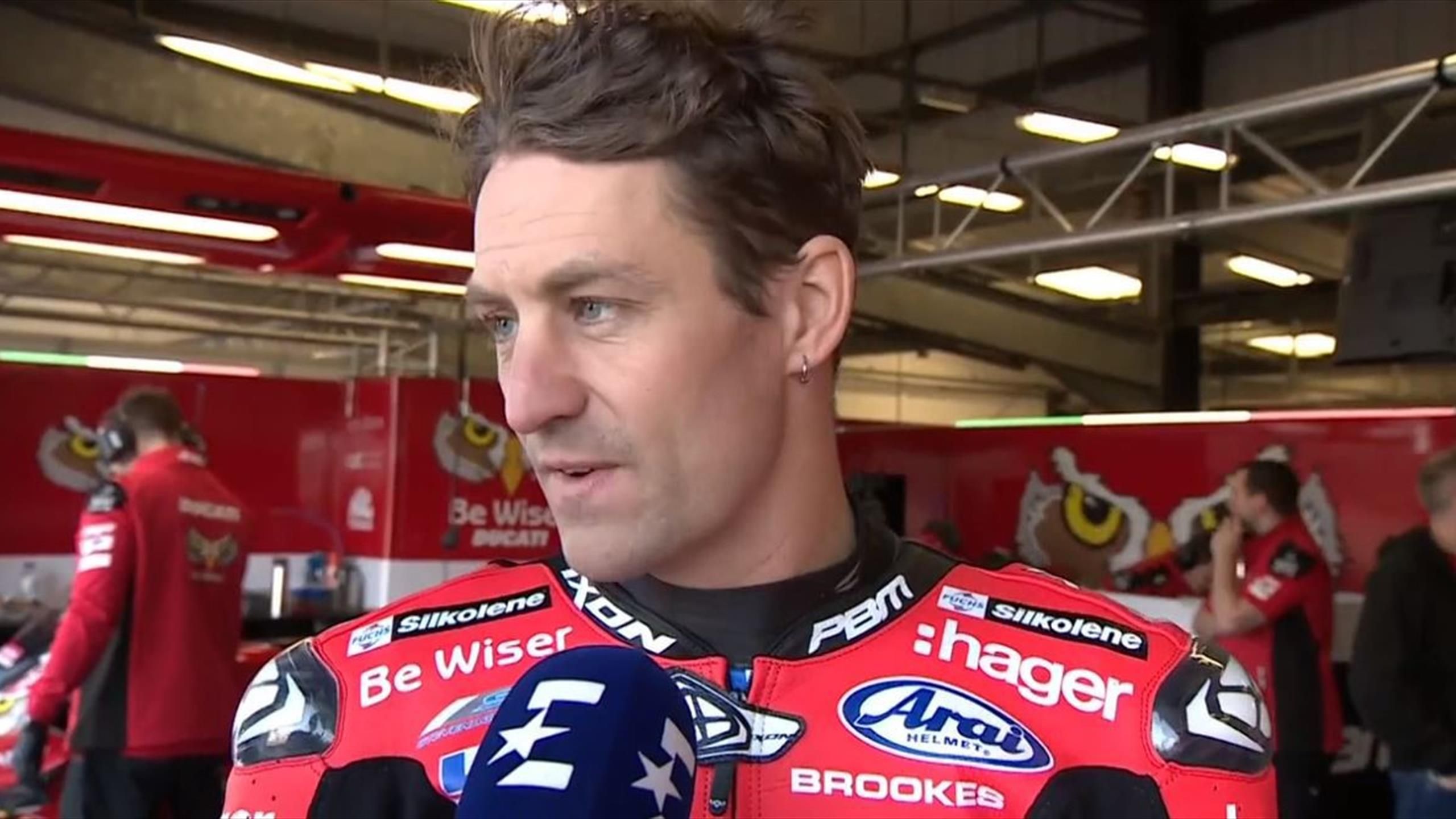 British Superbikes - Josh Brookes on pole at Cadwell Park - TNT Sports