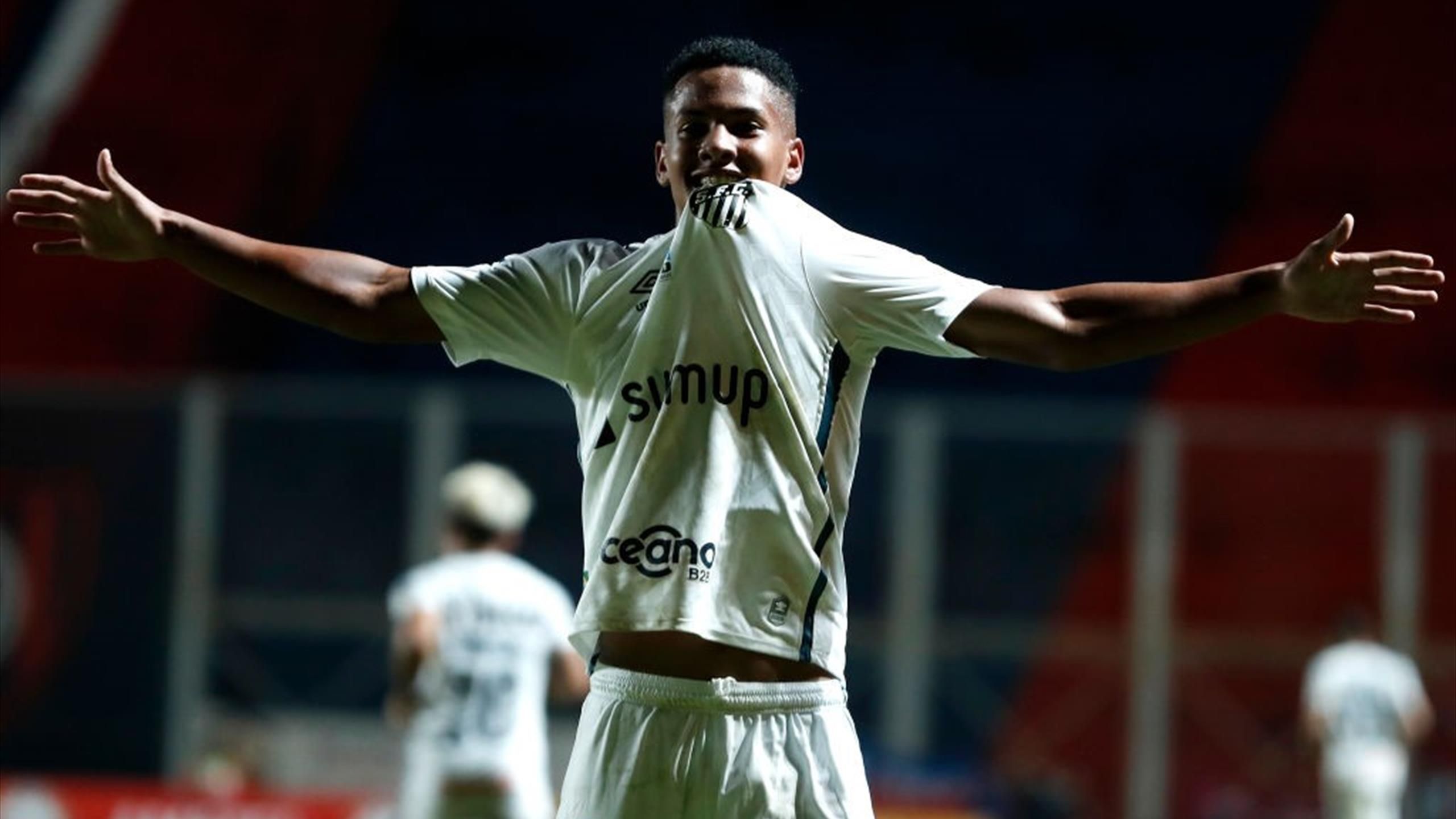 Chelsea announce signing of record-breaking Brazilian teenager winger ...