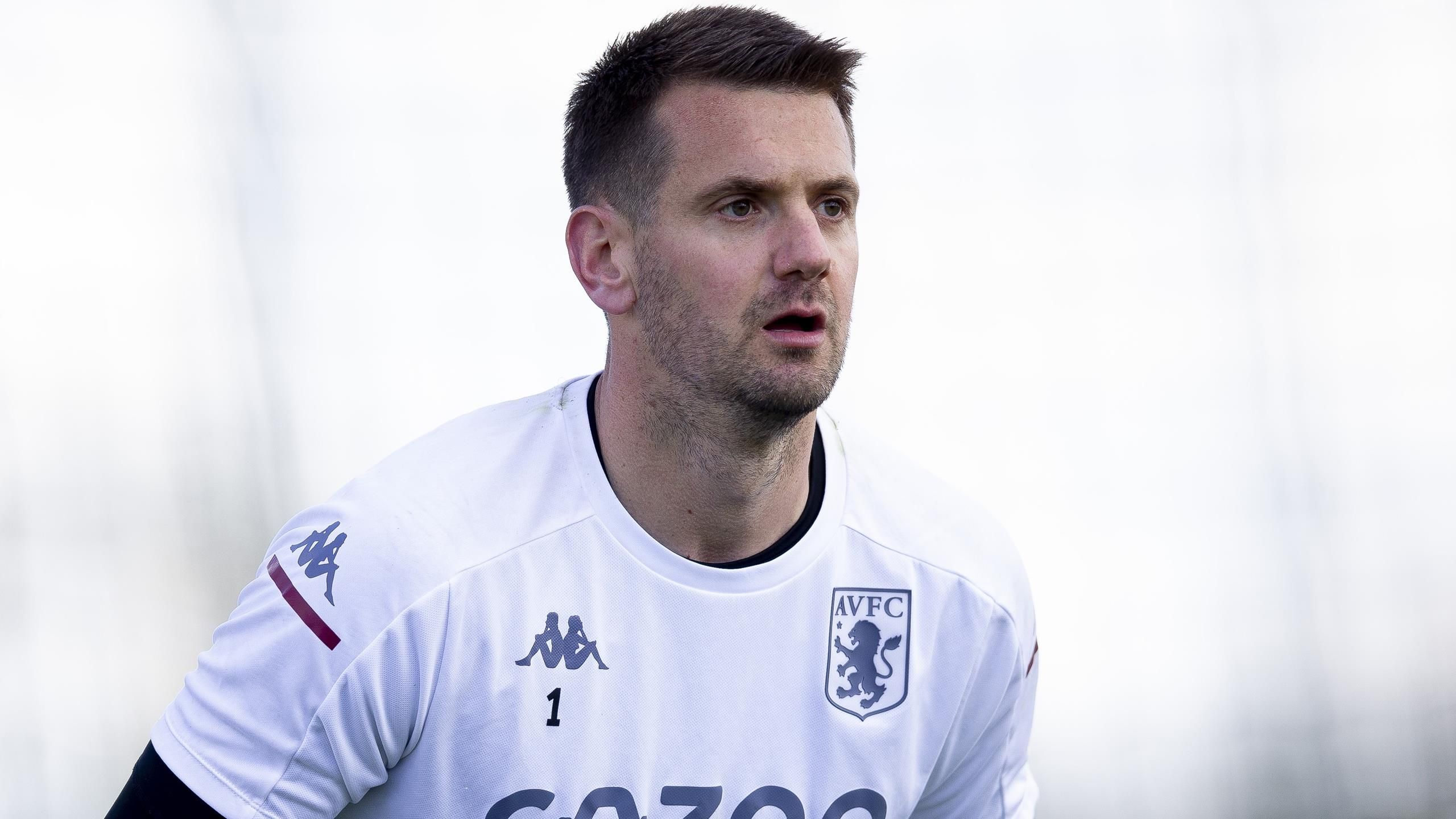 Football news - Tom Heaton to join Manchester United as free agent and ...