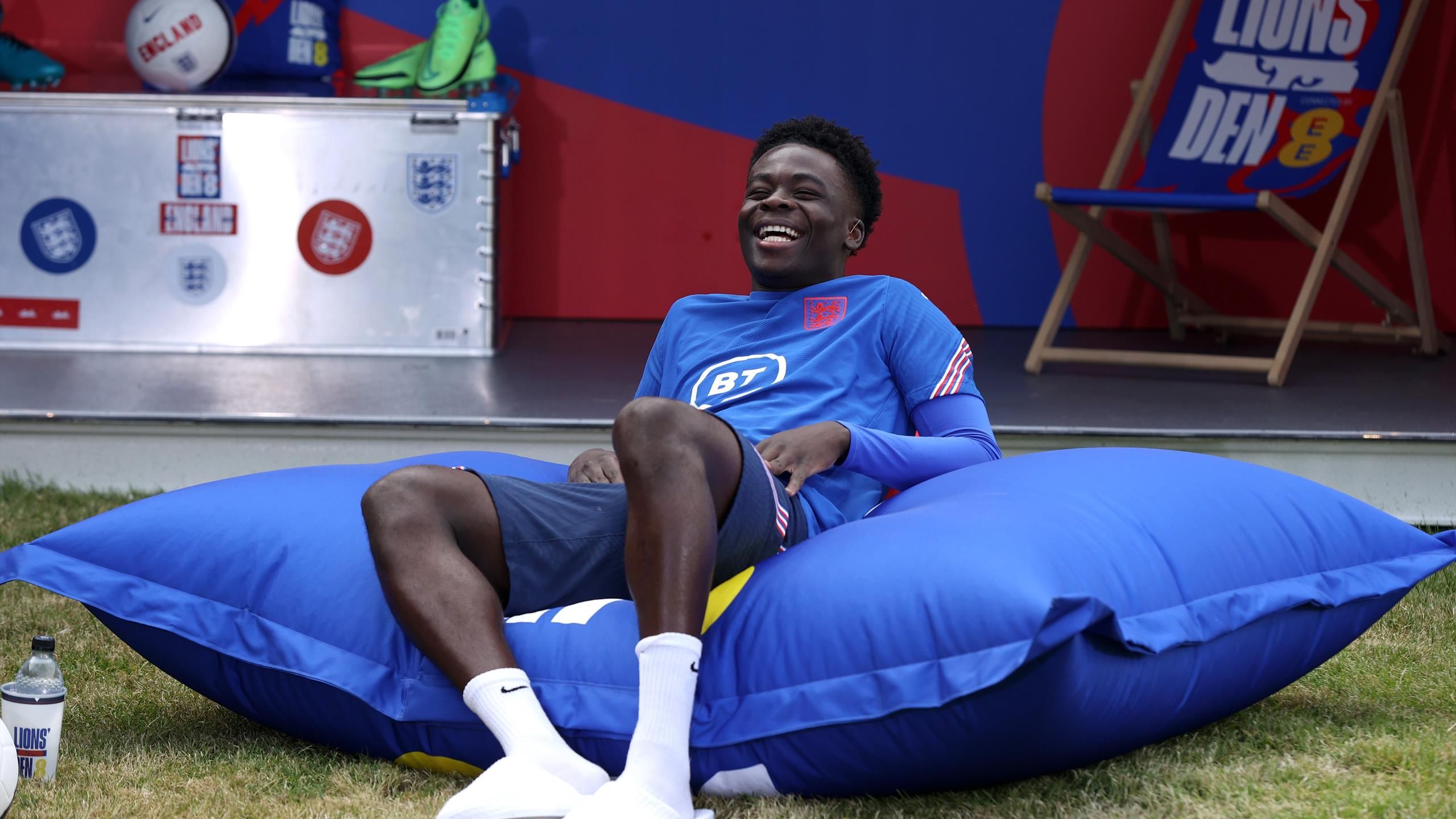 Euro 2020 - 'I would love it if he was my child' - Luke Shaw hails ...